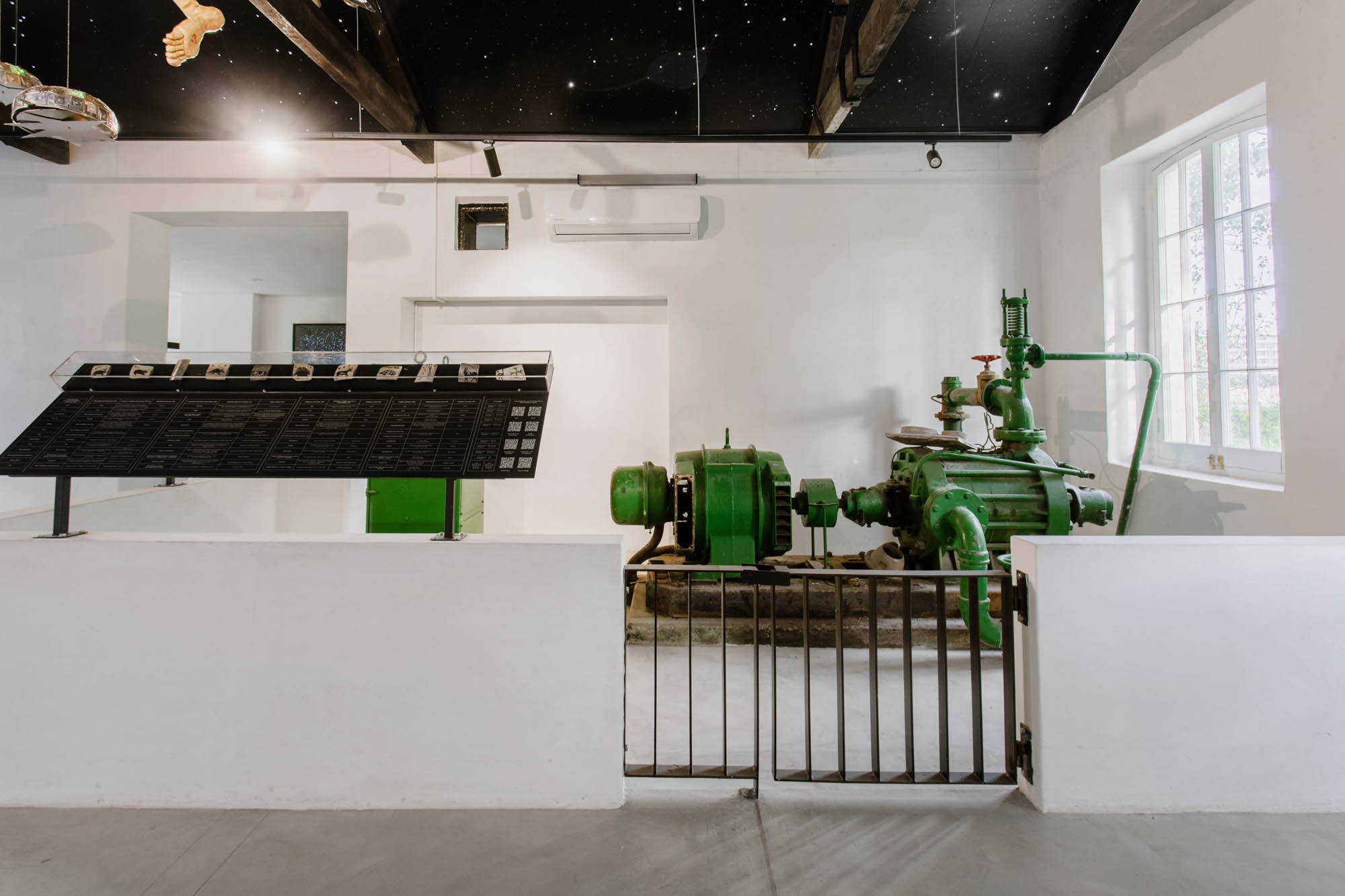 New Visitors Centre & Public Toilet for the South African Astronomical ...