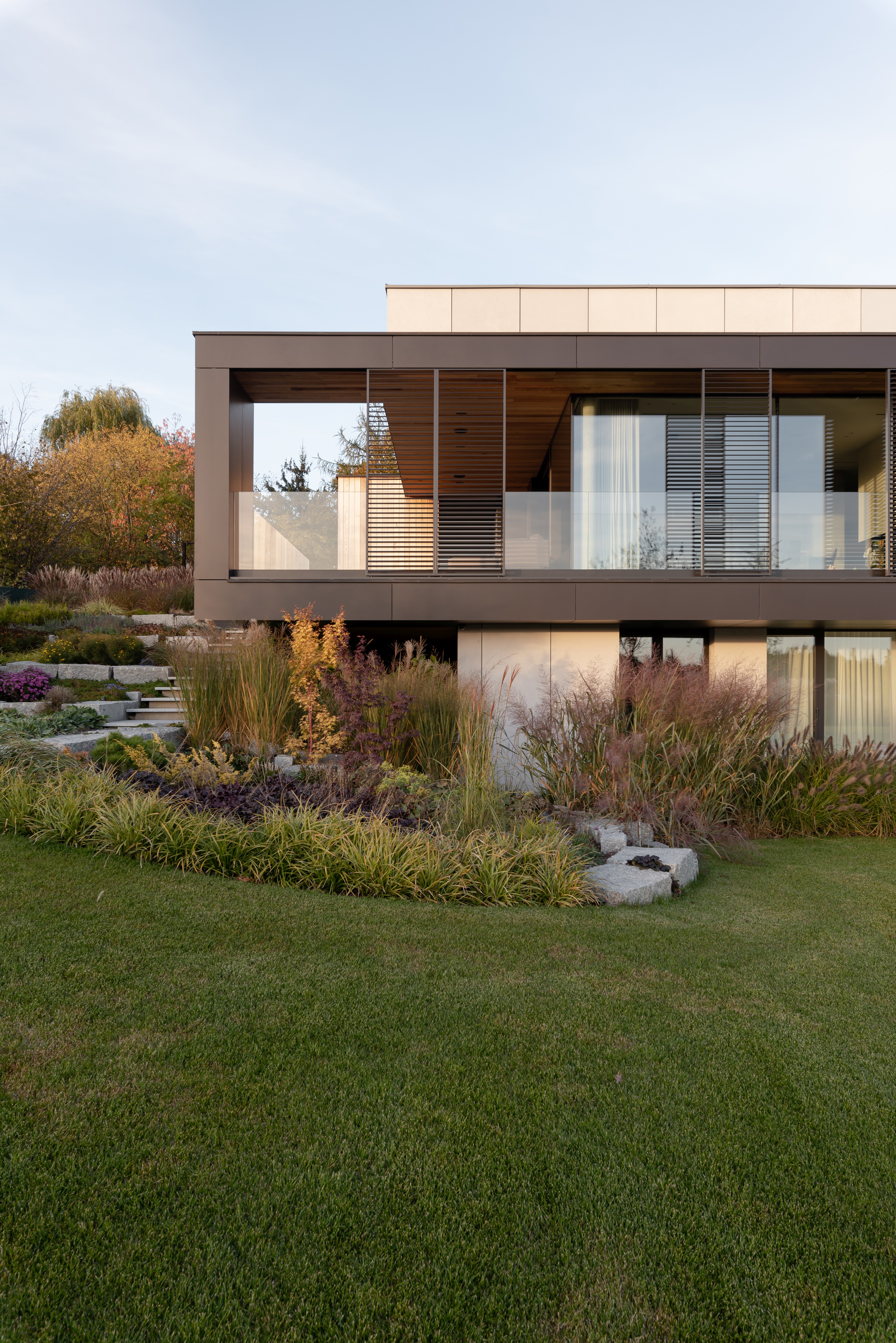 Slopeside House by Wrzeszcz Architekci - Architizer