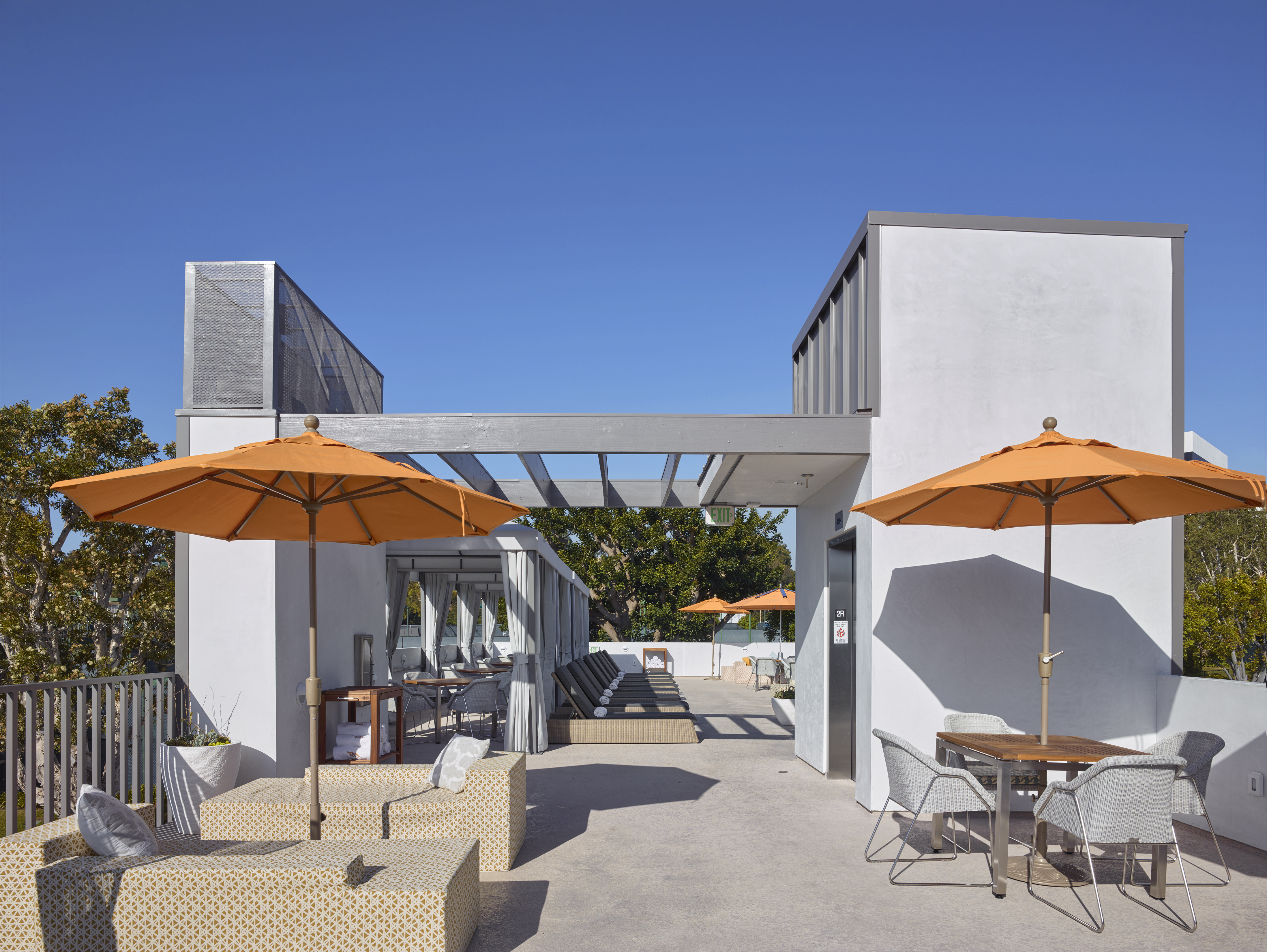 Club Pool House by Studio Antares A + E - Architizer