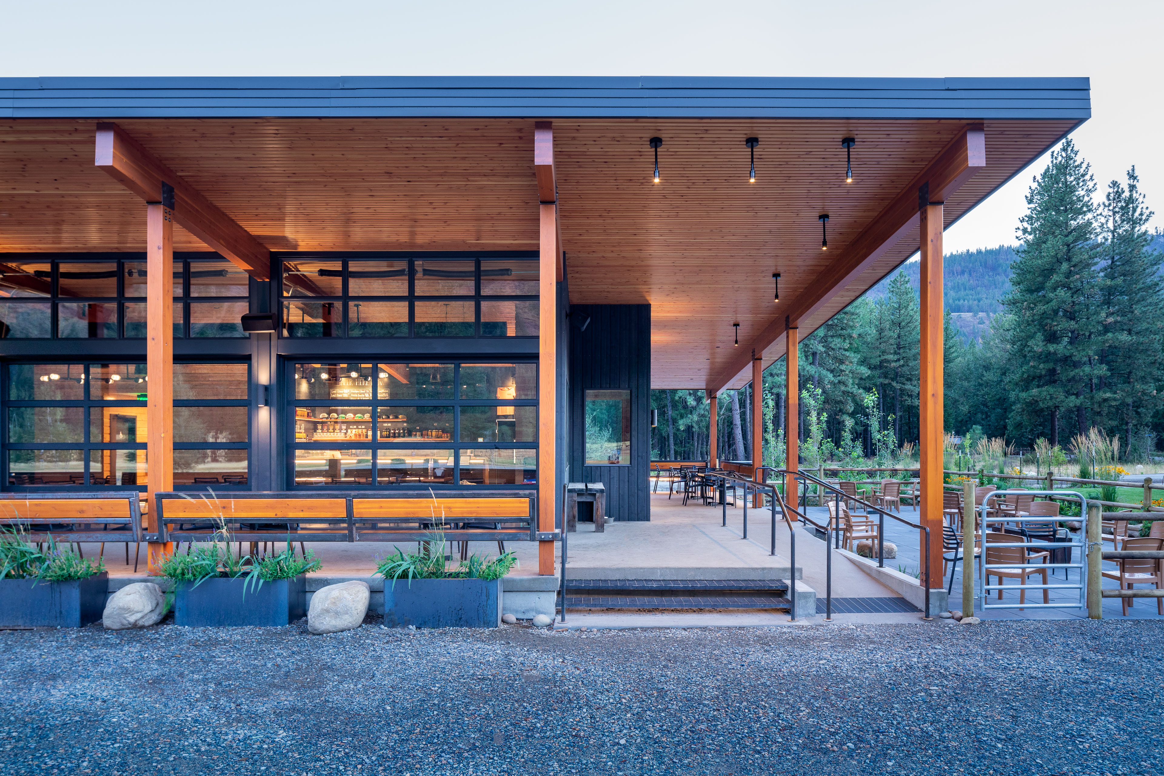 Mazama Public House by CAST architecture - Architizer