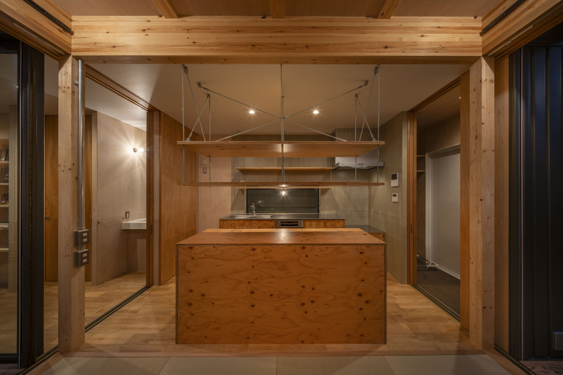Idea 3835208: Rowhouse in Kikawa by yoshihiro yamamoto architects ...