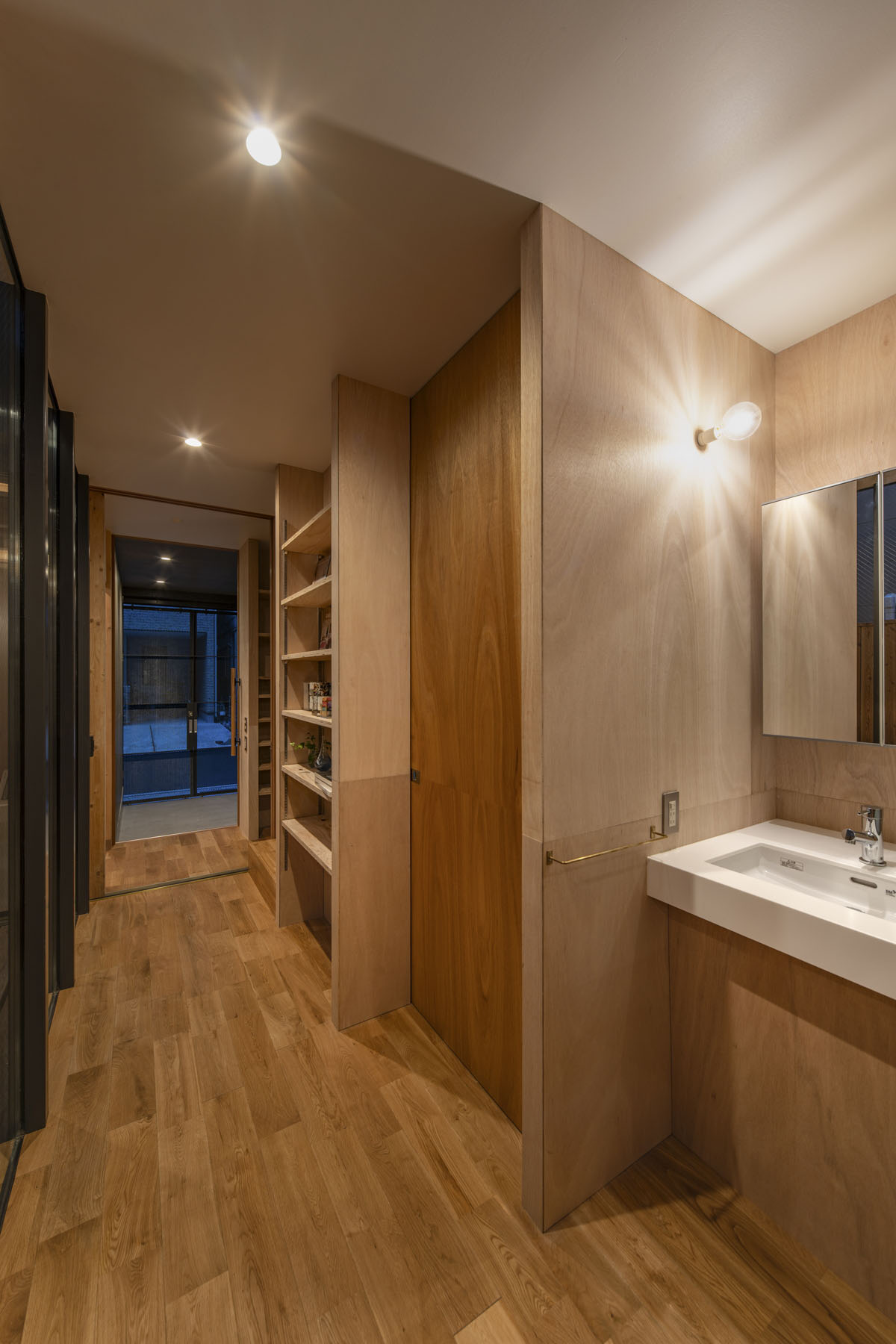 Rowhouse in Kikawa by YYAA | Yoshihiro Yamamoto & Associates ...