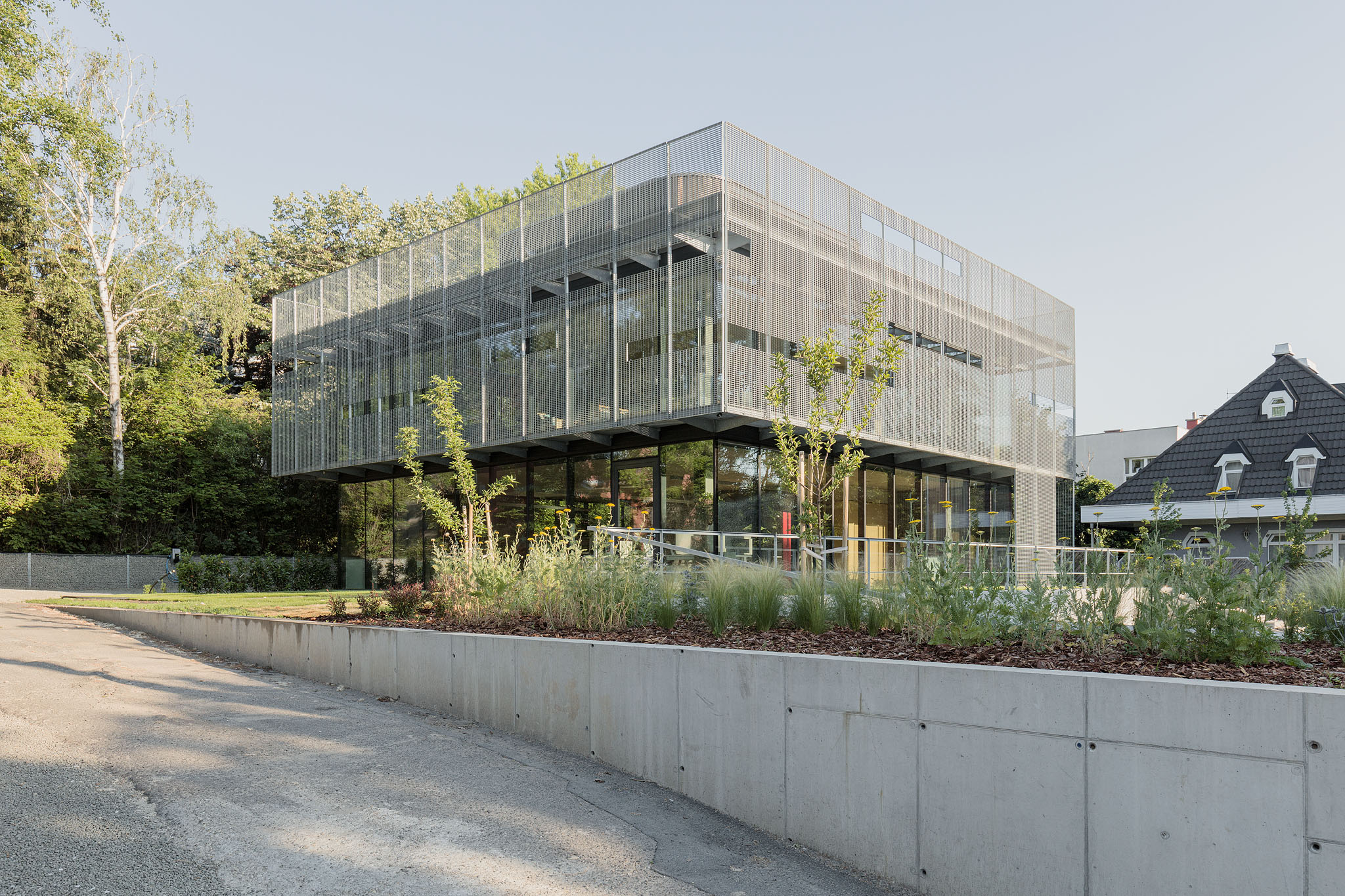 GeoConcept HQ by TÉRHÁLÓZAT DESIGN KFT. - Architizer