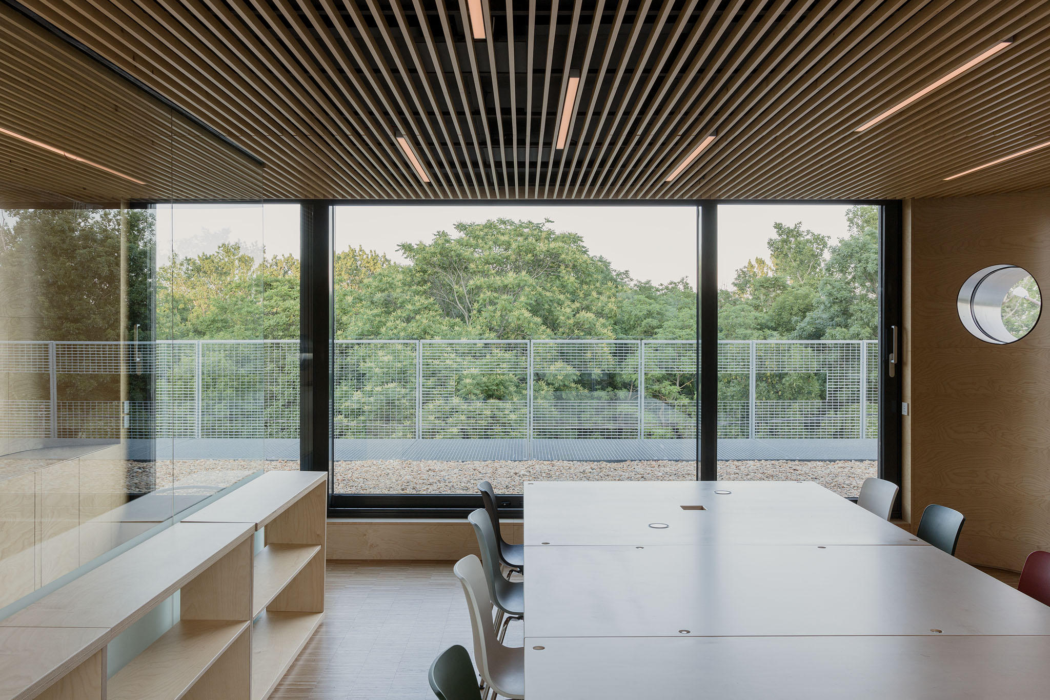 GeoConcept HQ by TÉRHÁLÓZAT DESIGN KFT. - Architizer