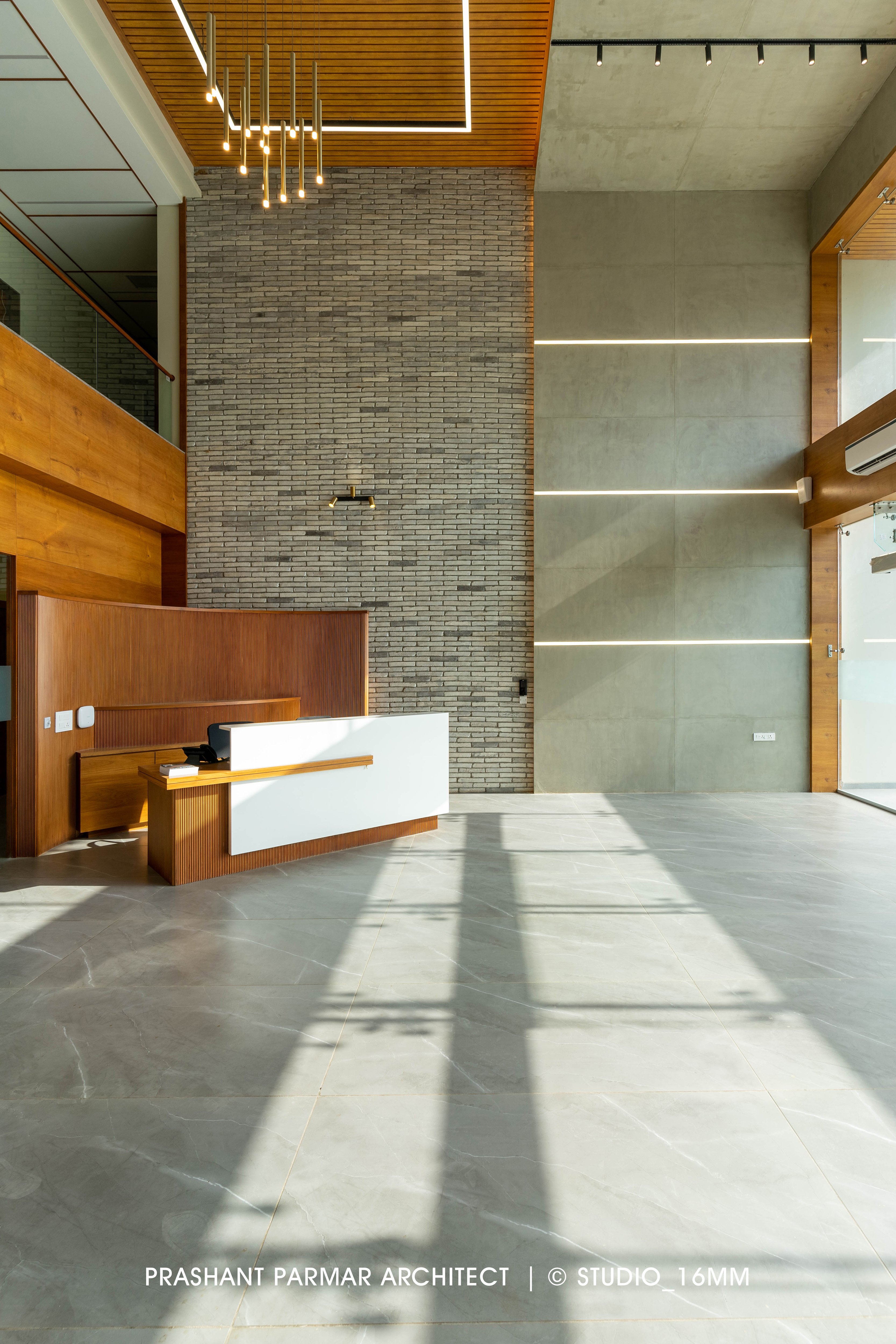 IT Corporate Office Design at SEZ, Gandhinagar by Prashant Parmar ...