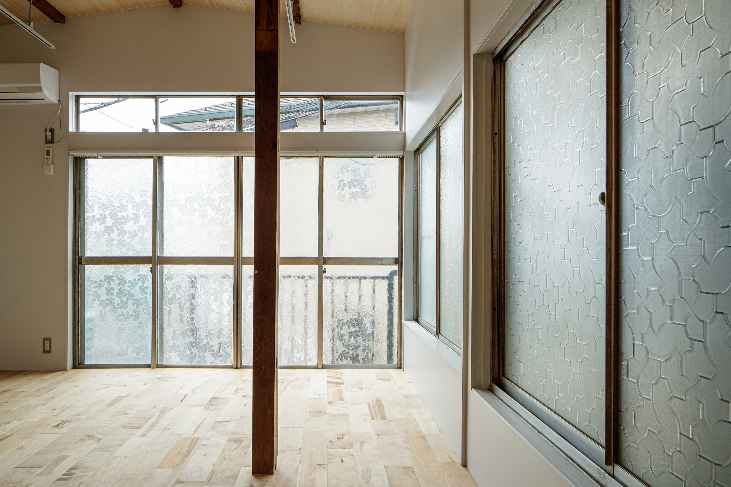 Akabane House by Roovice - Architizer