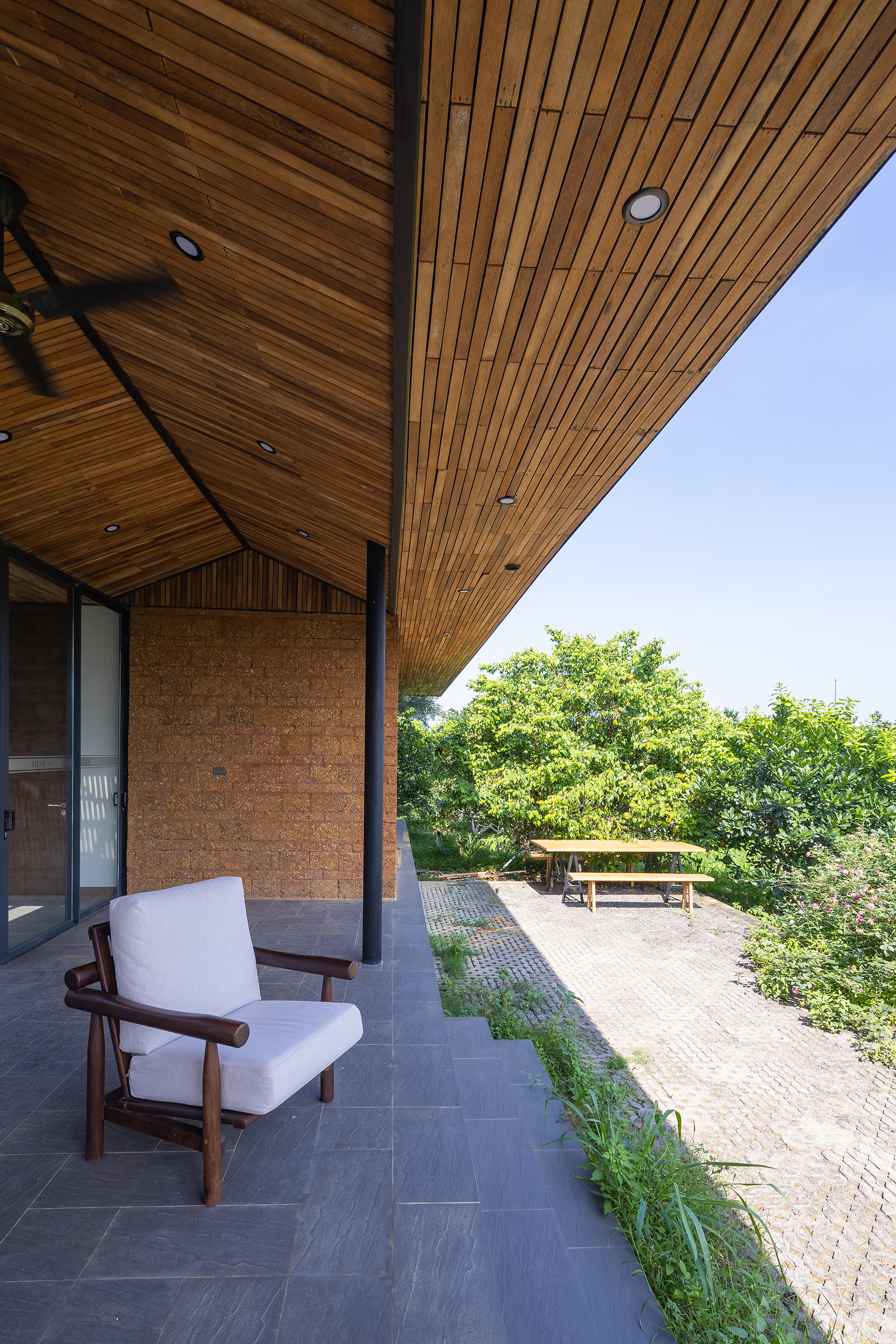 Dong Mo Farmhouse by idee architects Vietnam - Architizer