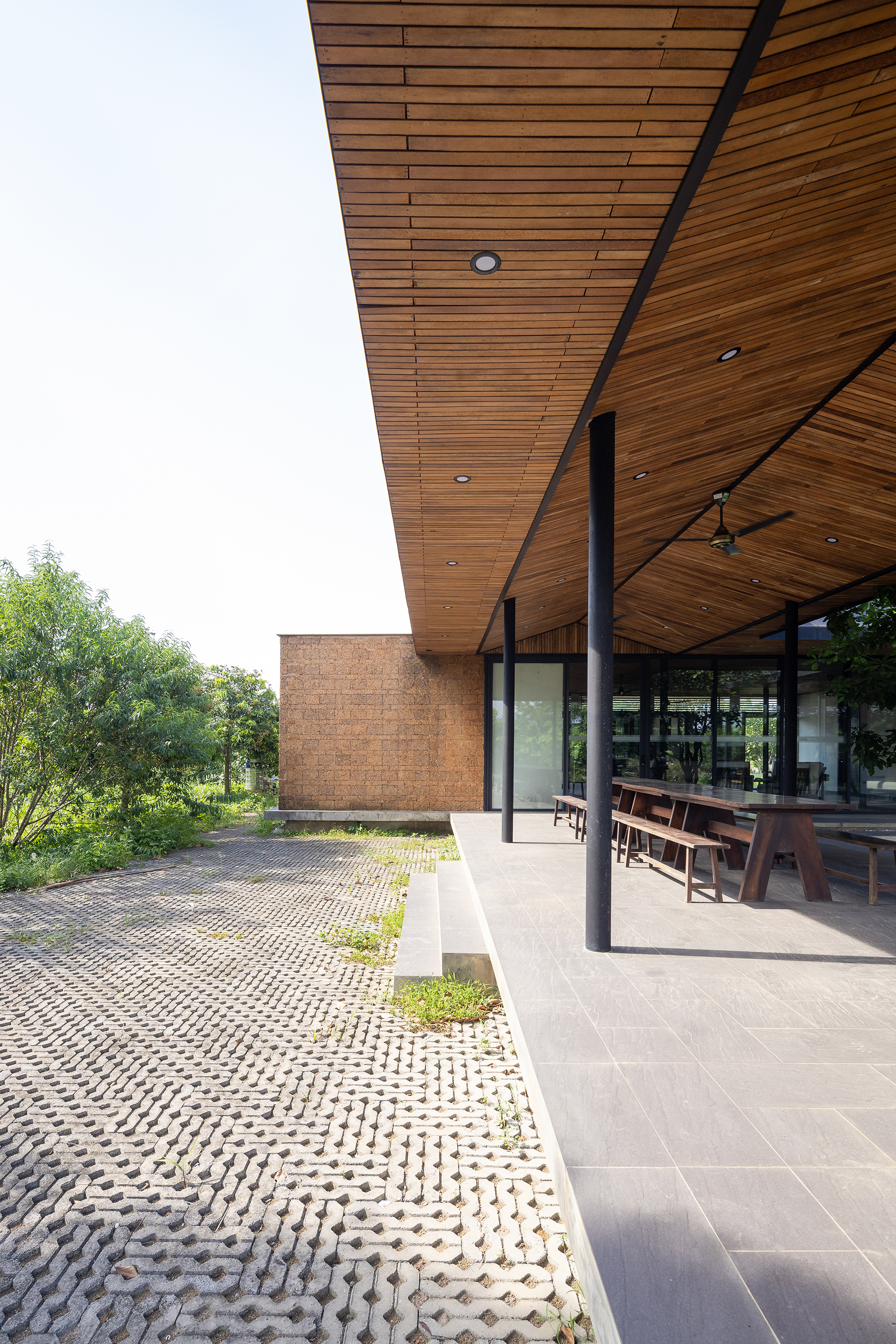 Dong Mo Farmhouse by idee architects Vietnam - Architizer