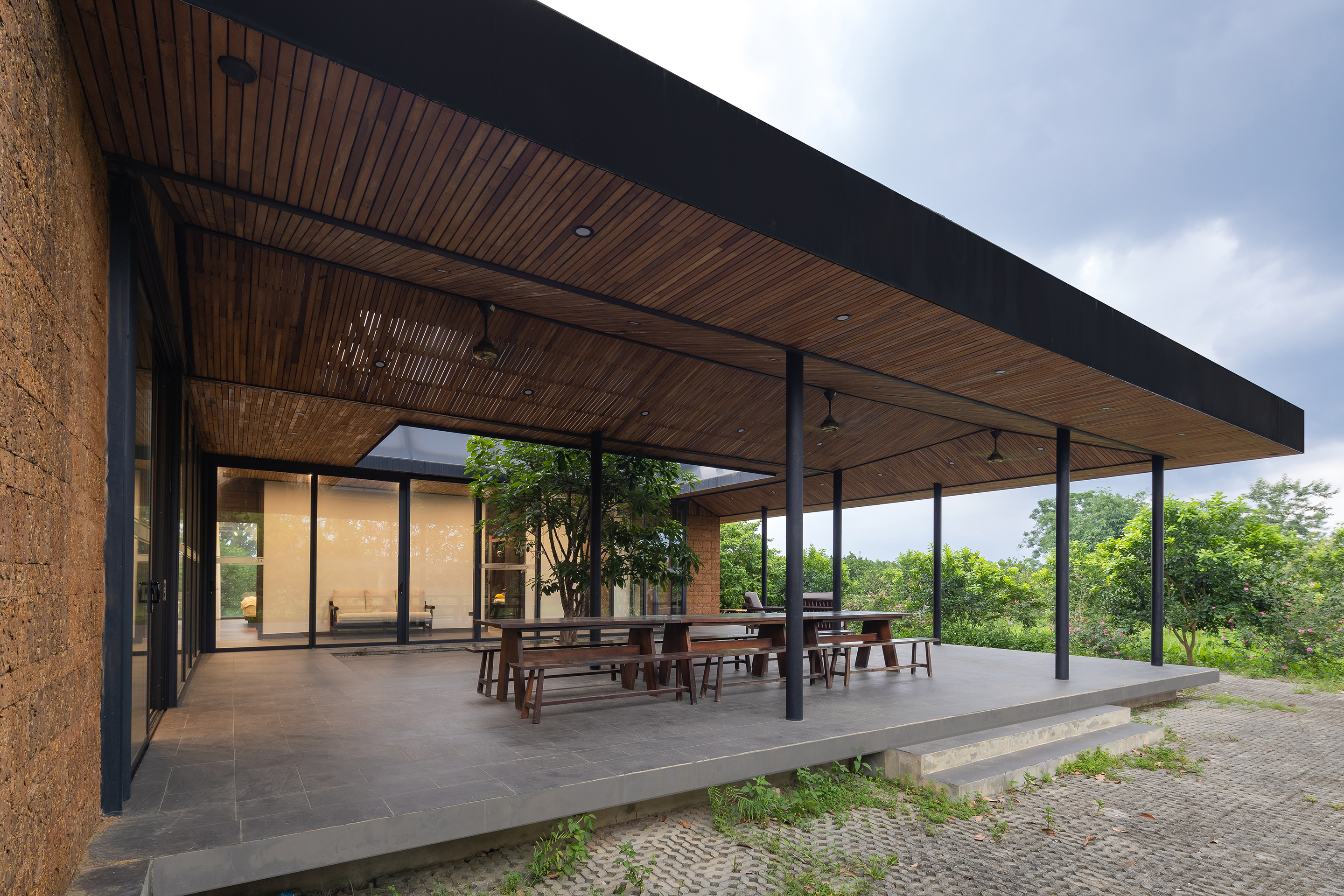 Dong Mo Farmhouse by idee architects Vietnam - Architizer