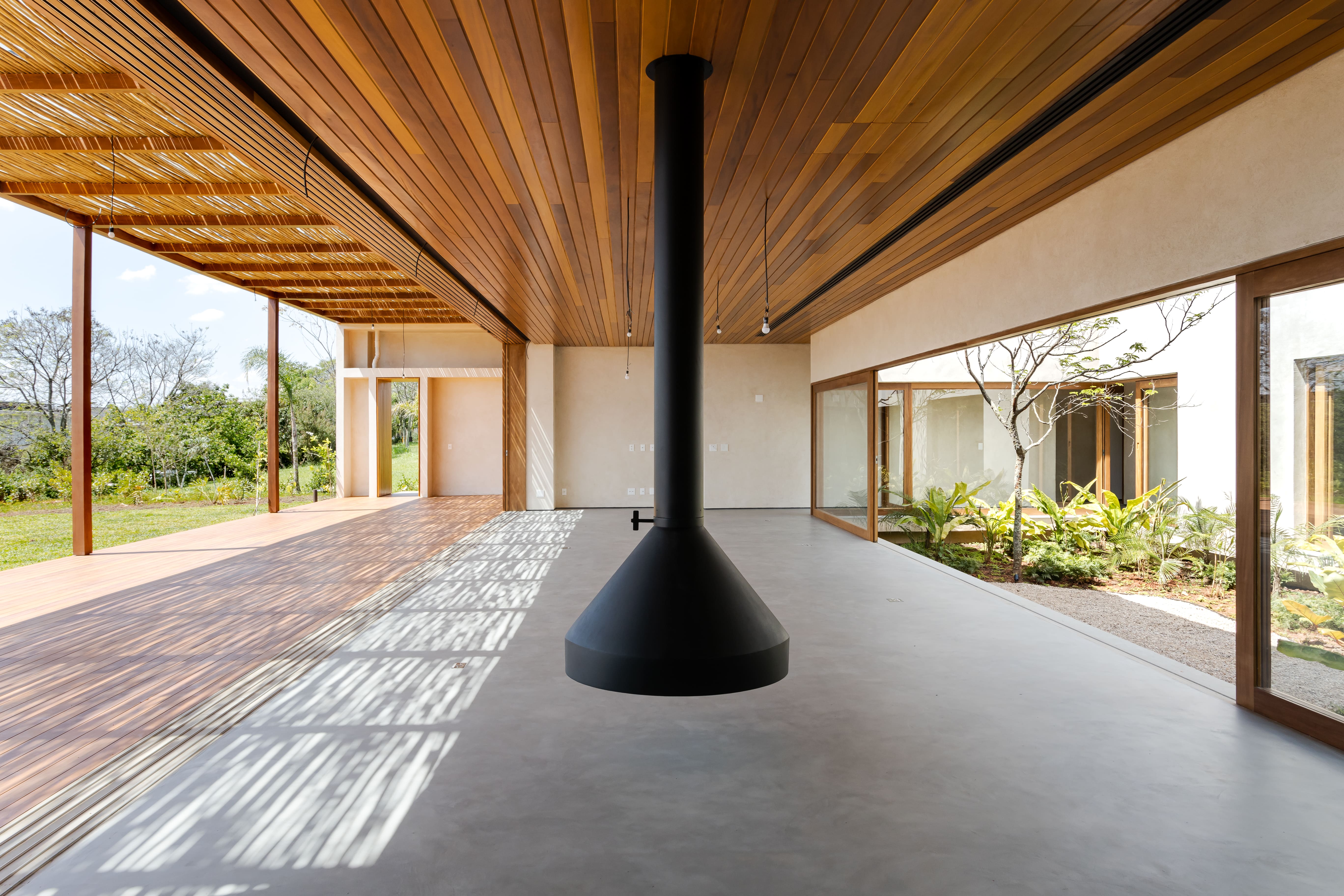 Oito House by ARCHITECTS OFFICE - Architizer