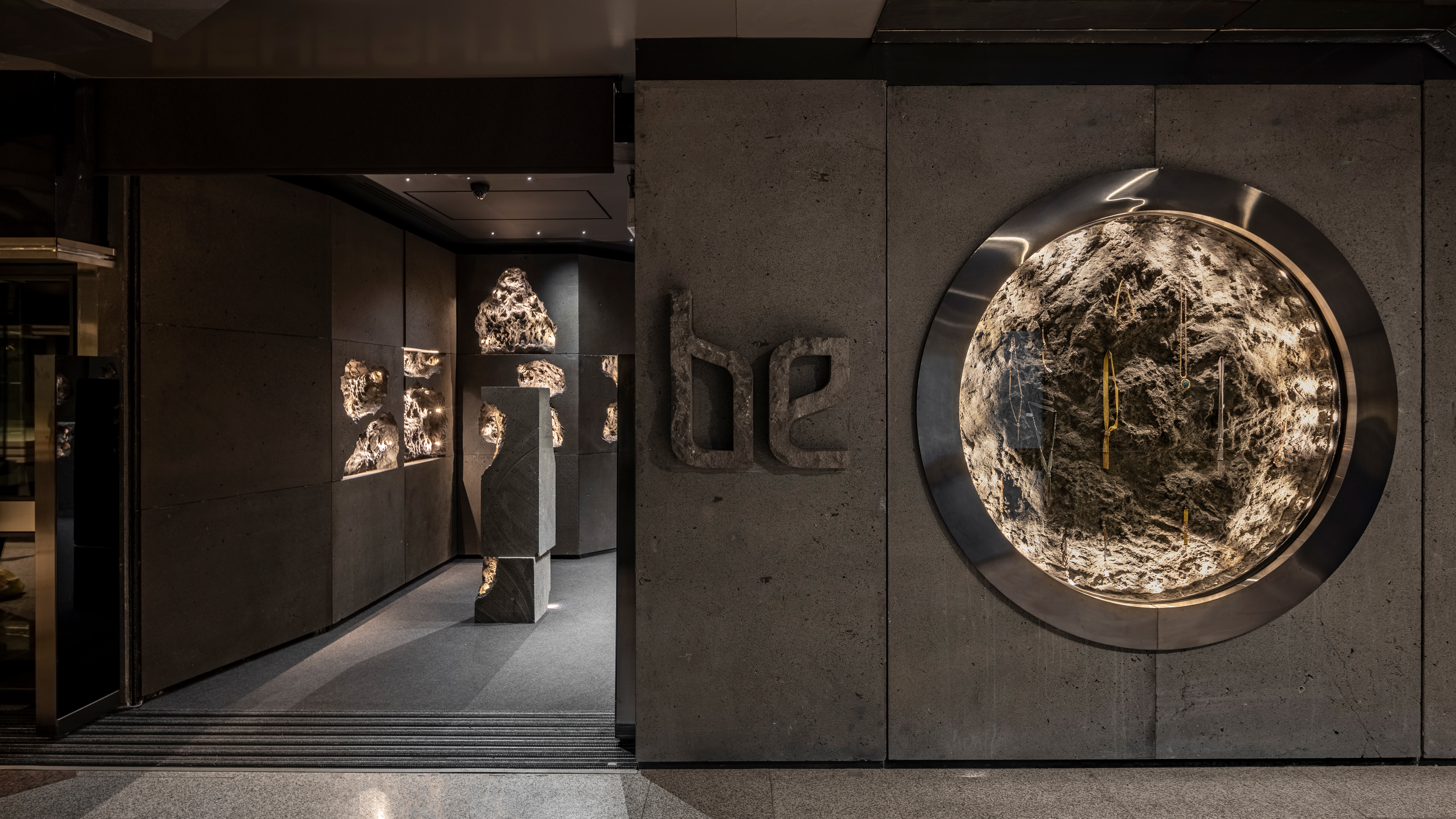 Beheshti Gold Gallery (Bijou Shop in Tehran Grand Bazaar) by Next ...