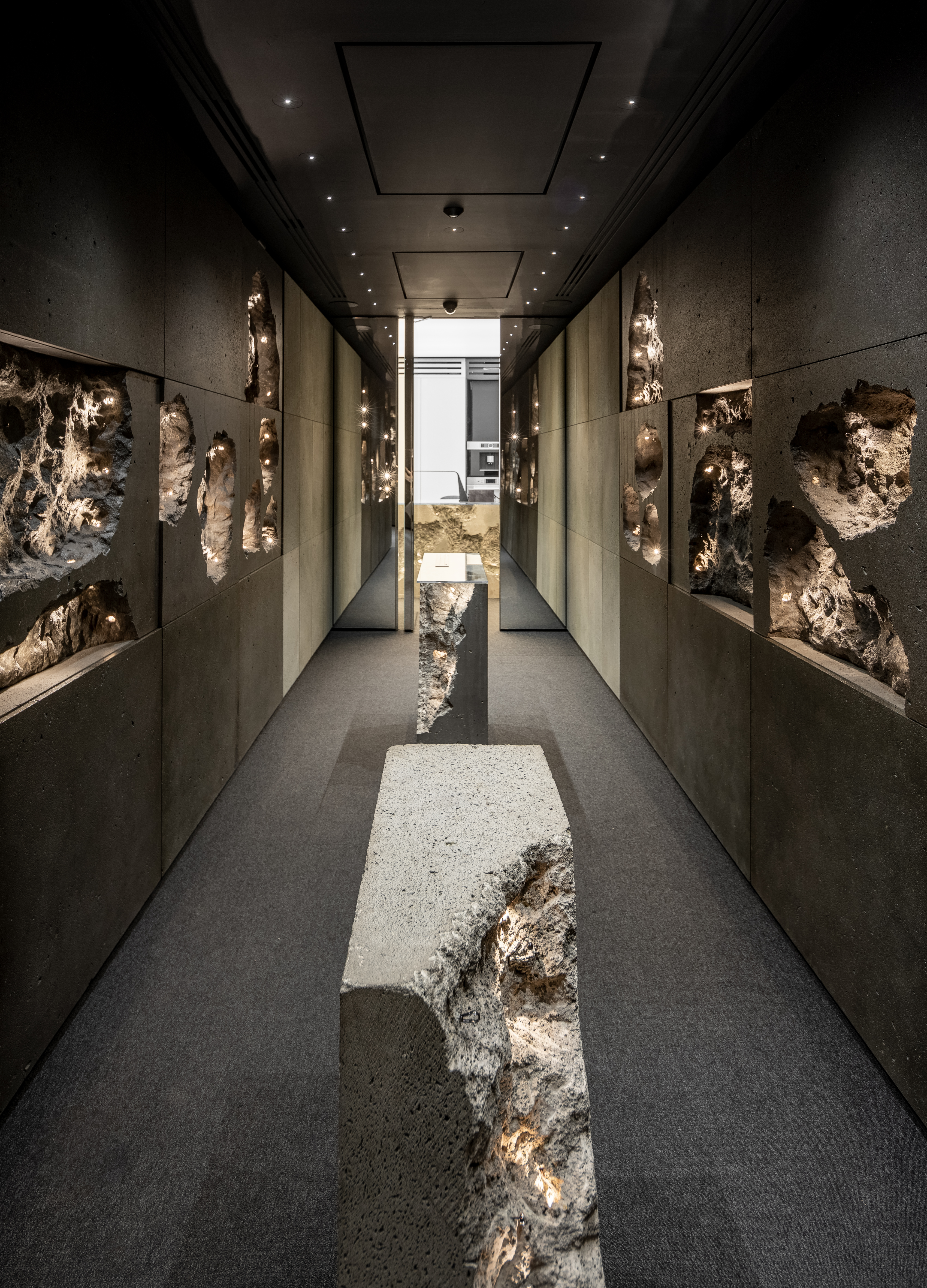 Beheshti Gold Gallery (Bijou Shop in Tehran Grand Bazaar) by Next ...