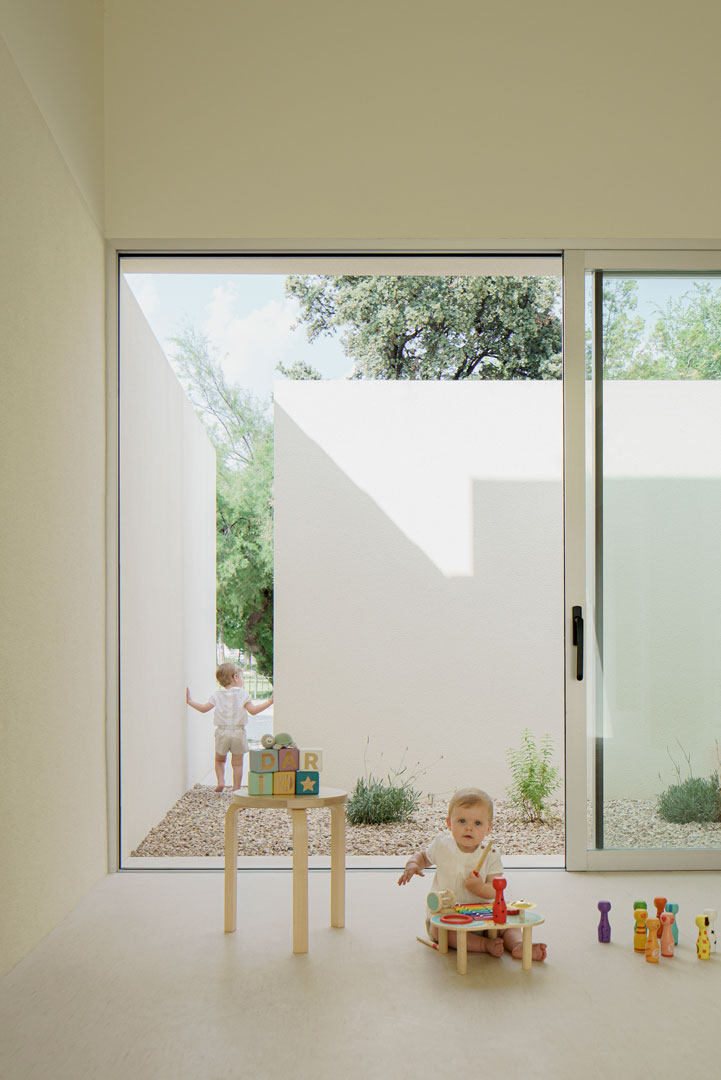 Nursery school by Iterare arquitectos - Architizer