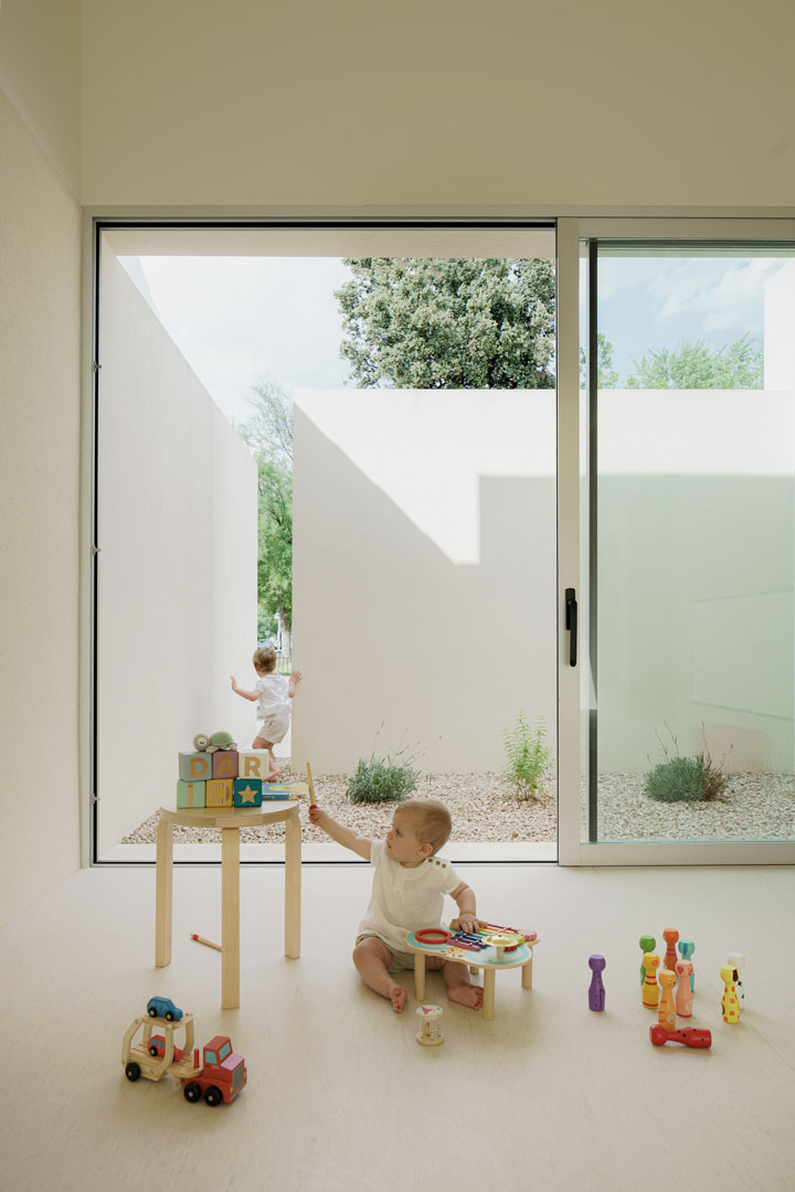 Nursery school by Iterare arquitectos - Architizer