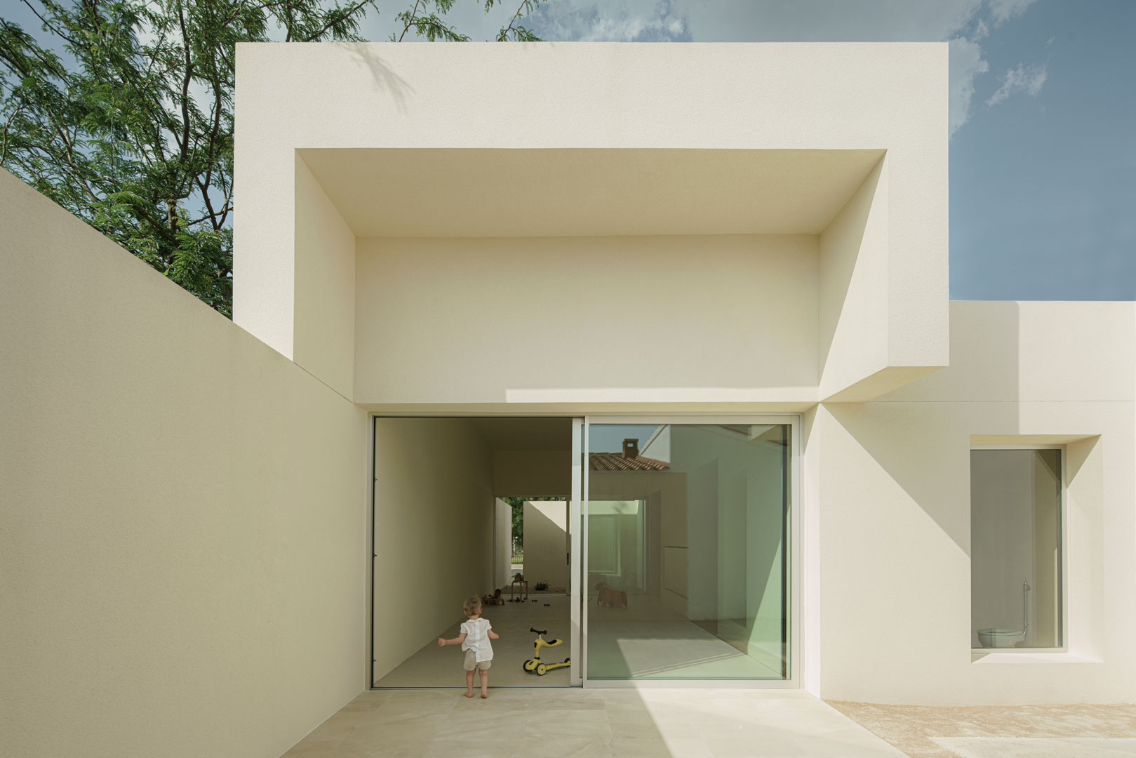 Nursery school by Iterare arquitectos - Architizer