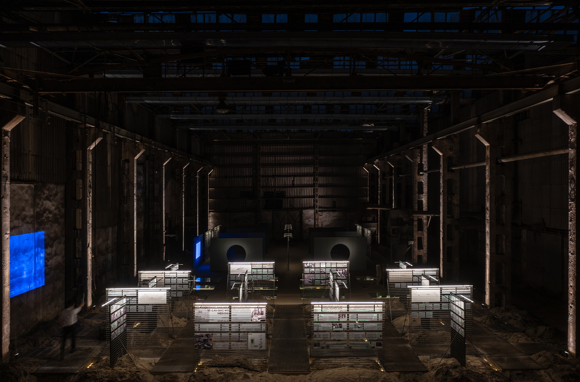 Idea 3853787: The grid / repurposing industrial heritage by Trung Mai ...