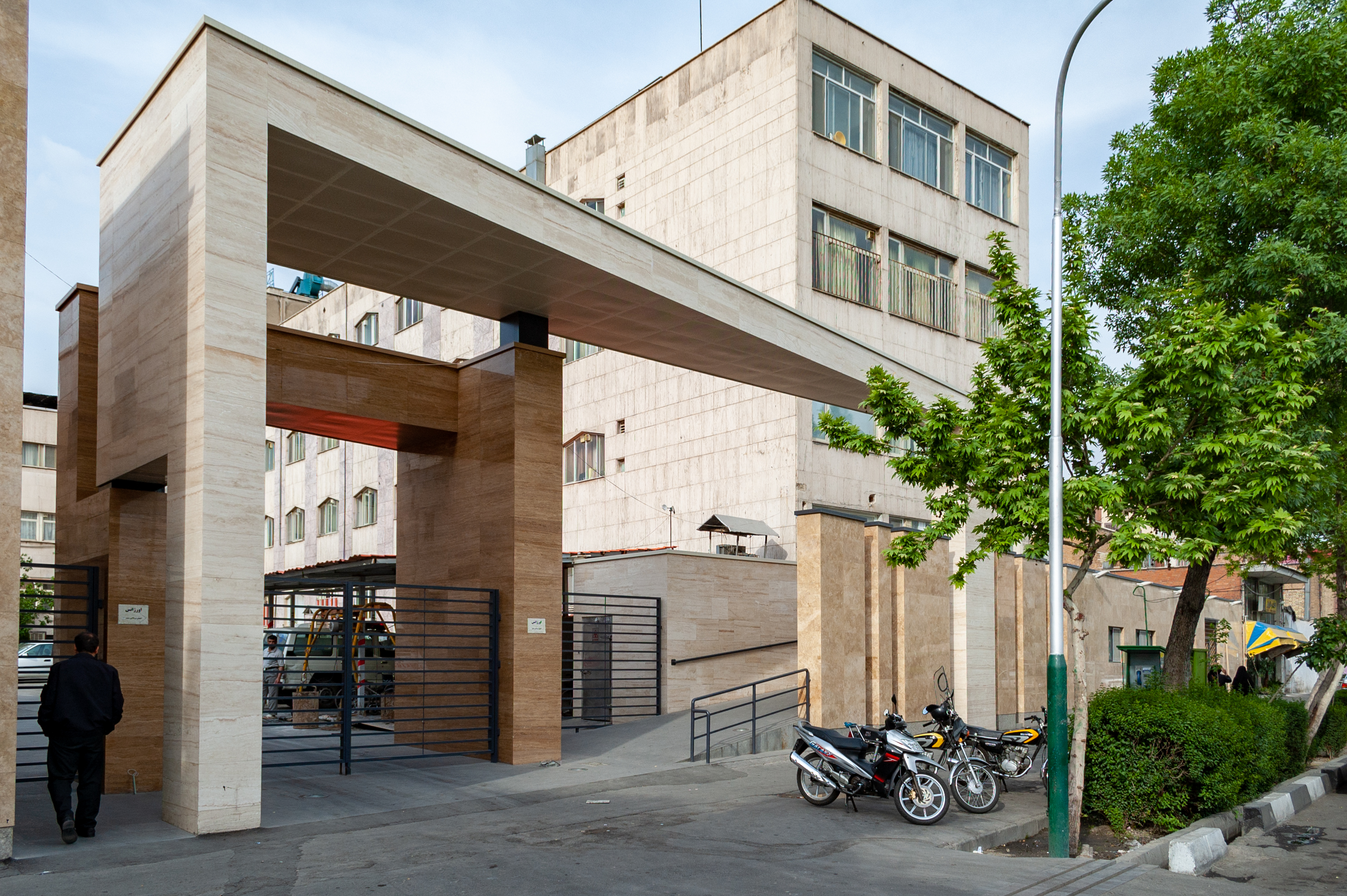 Moayeri Hospital Entrance by archoffice | architecture & construction ...