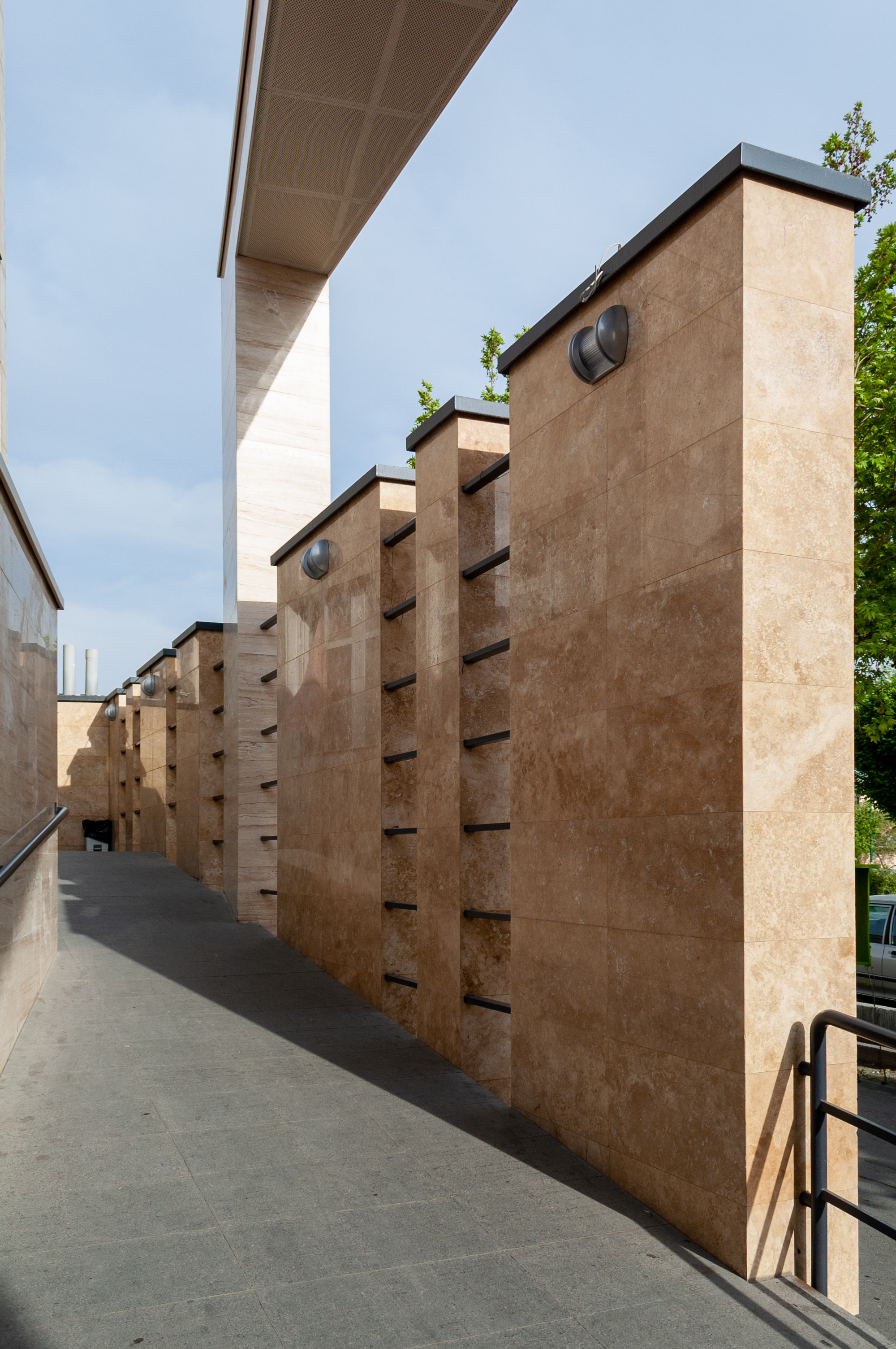 Moayeri Hospital Entrance by archoffice | architecture & construction ...