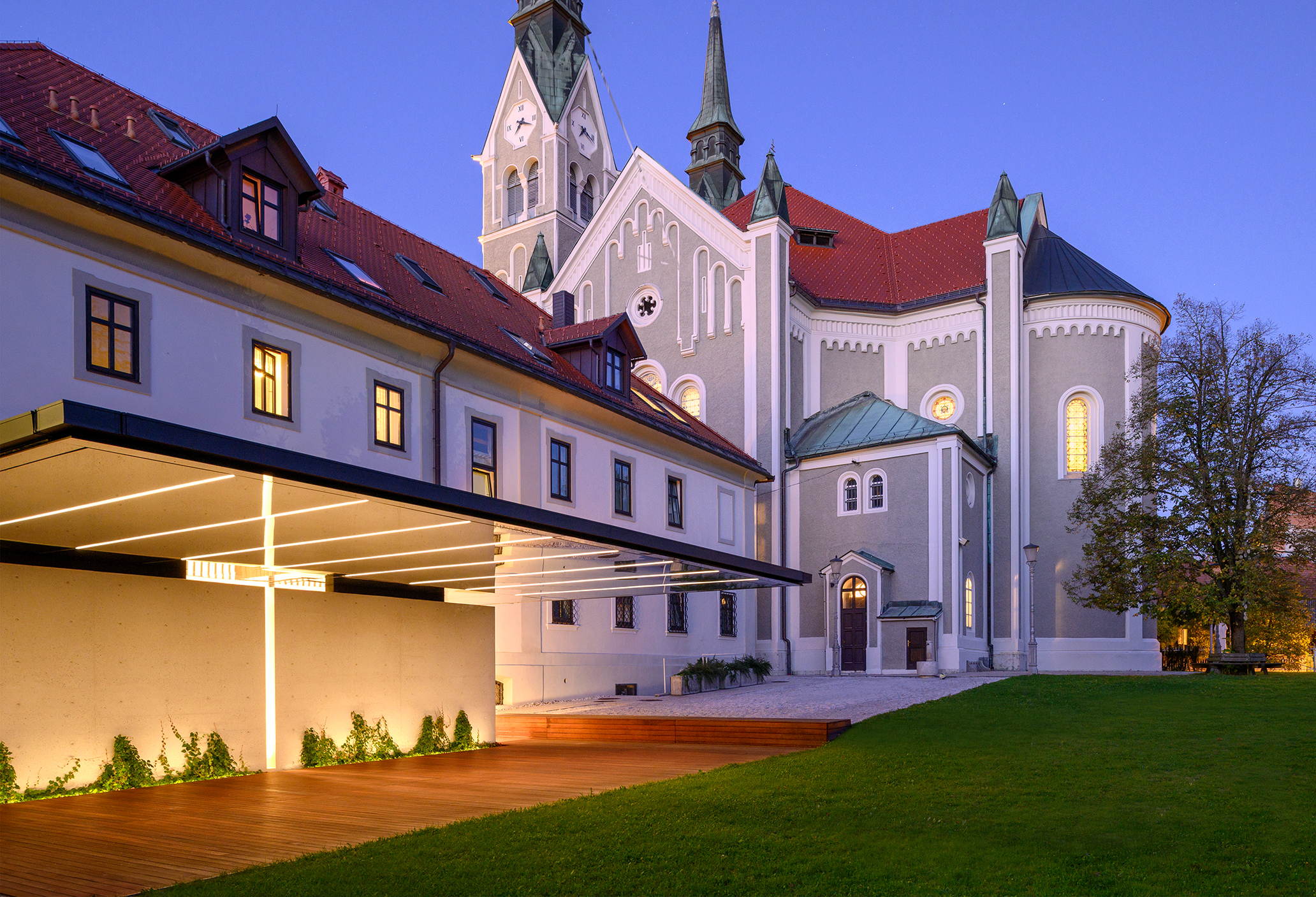 Trnovo Church Pavilion by Studio 360 - Architizer