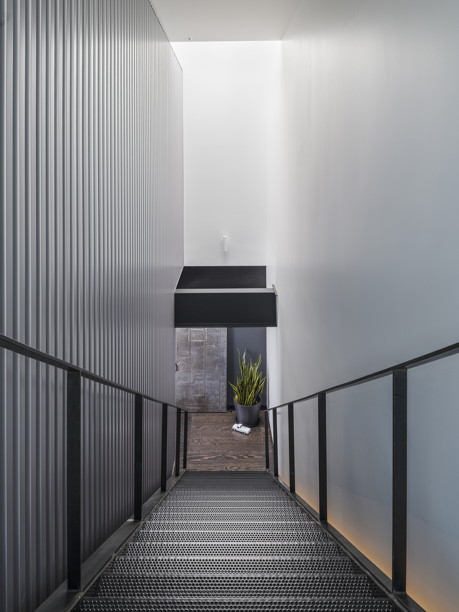 Stone Way Auto by Robert Hutchison Architecture - Architizer