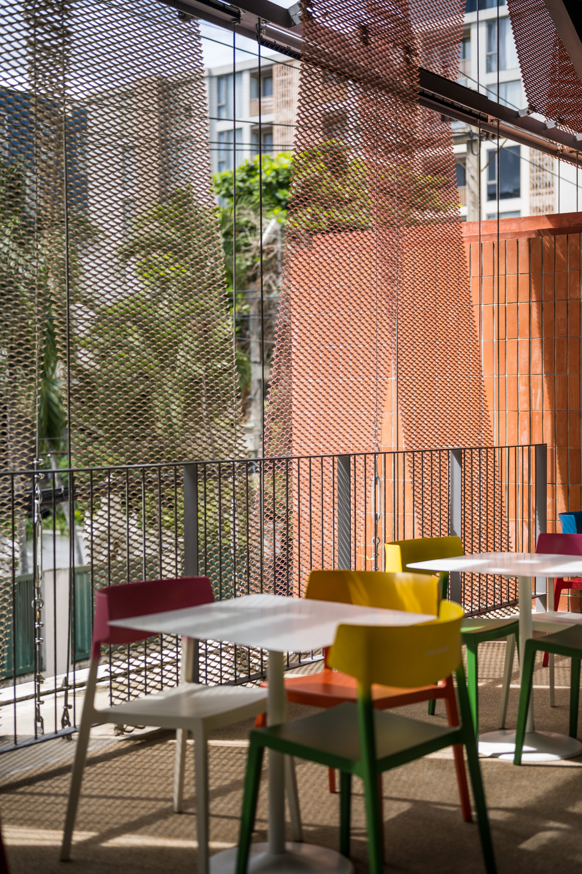 Jim Thompson Art Center by Design Qua - Architizer