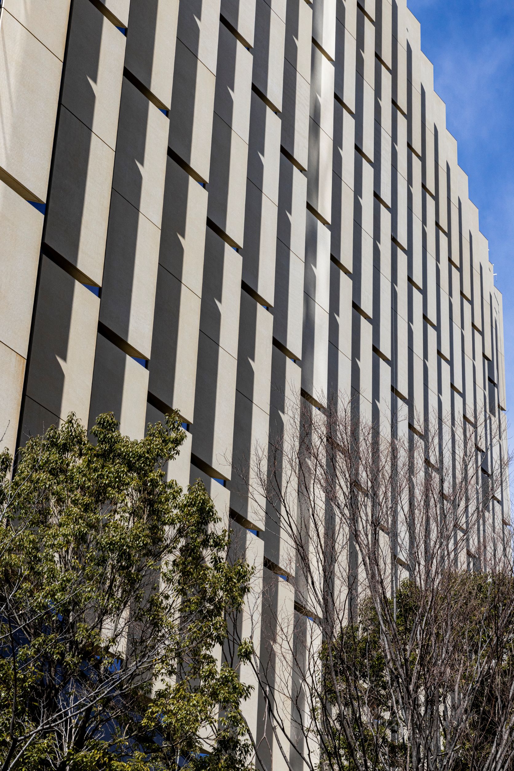JR MEGURO MARC BUILDING by NIKKEN SEKKEI LTD - Architizer