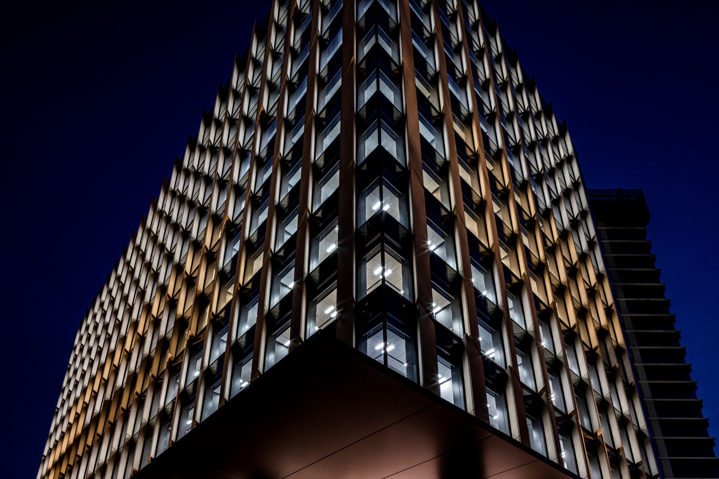 JR MEGURO MARC BUILDING by NIKKEN SEKKEI LTD - Architizer