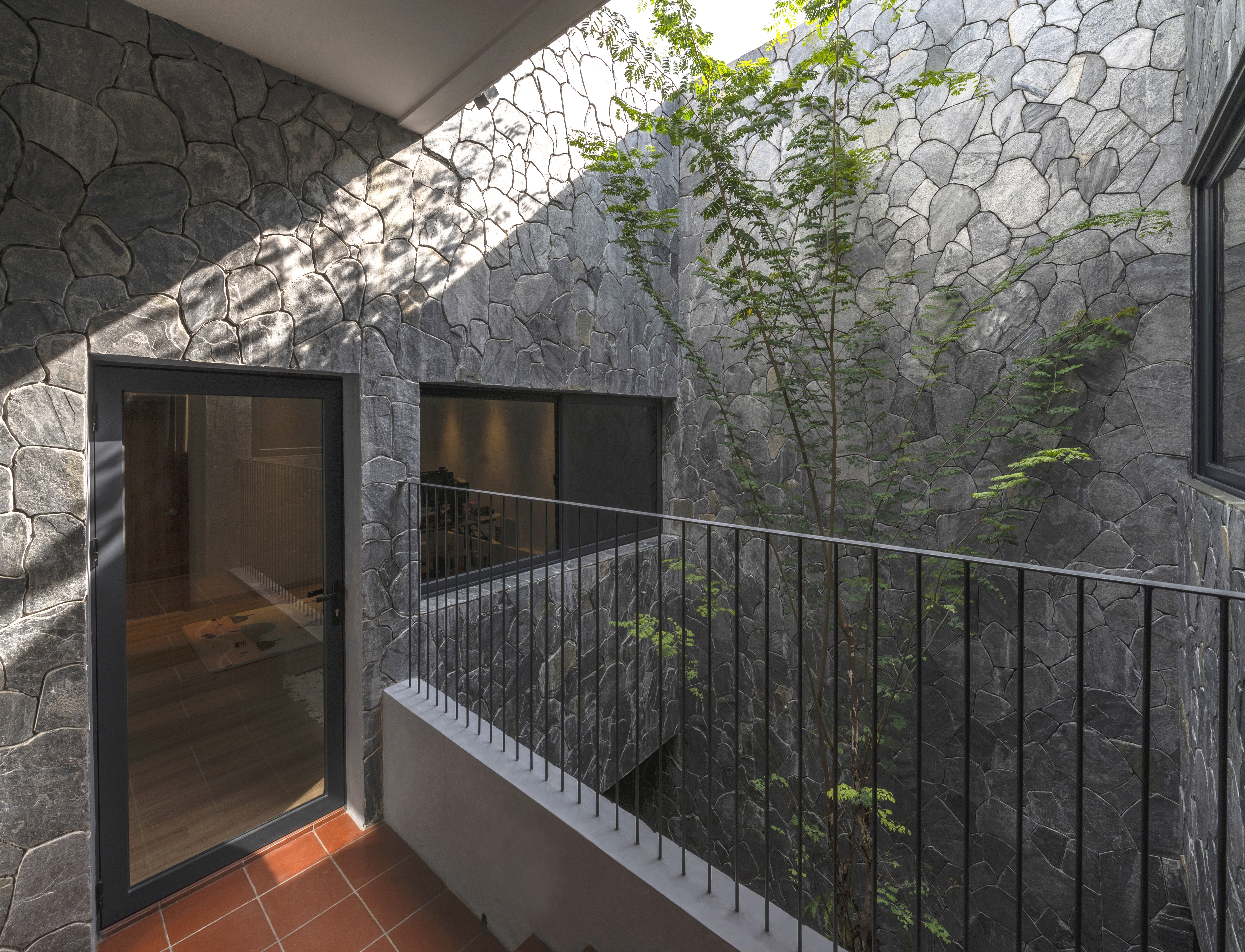 Idea 3860136: Red House by SAVA Architects in Kota Kinabalu, Malaysia ...