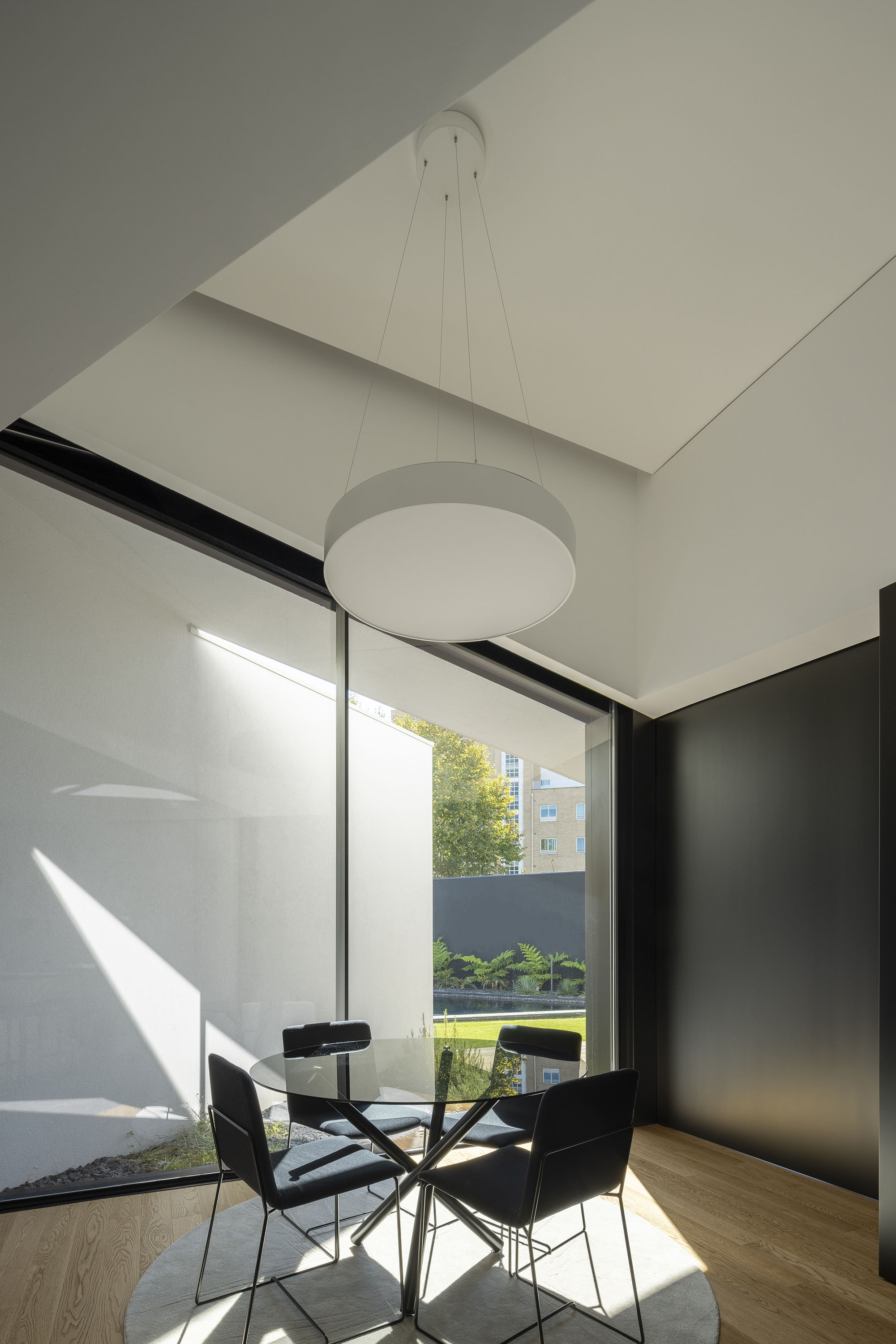 TILT HOUSE by MUTANT ARQUITECTURA & DESIGN - Architizer