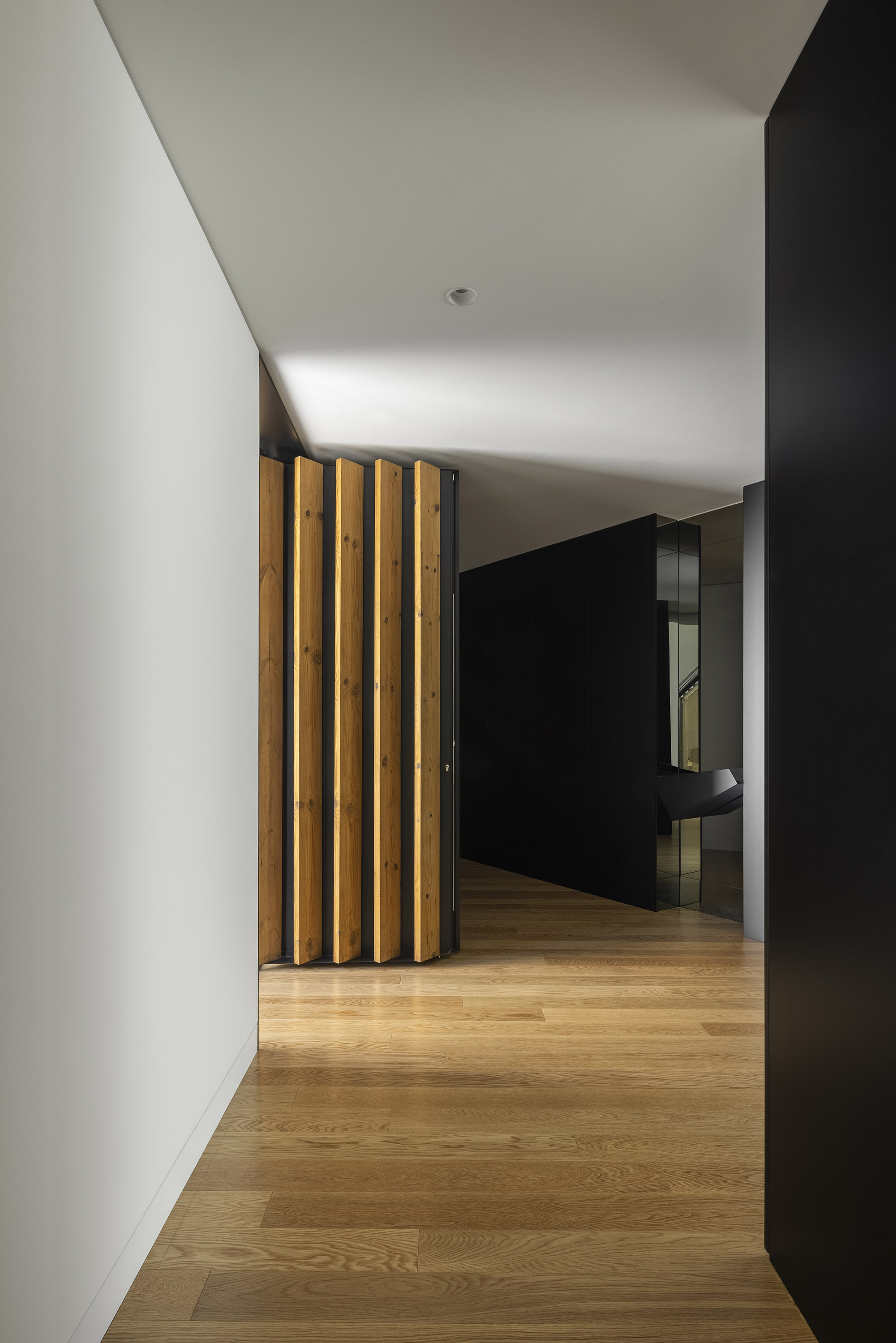 TILT HOUSE by MUTANT ARQUITECTURA & DESIGN - Architizer