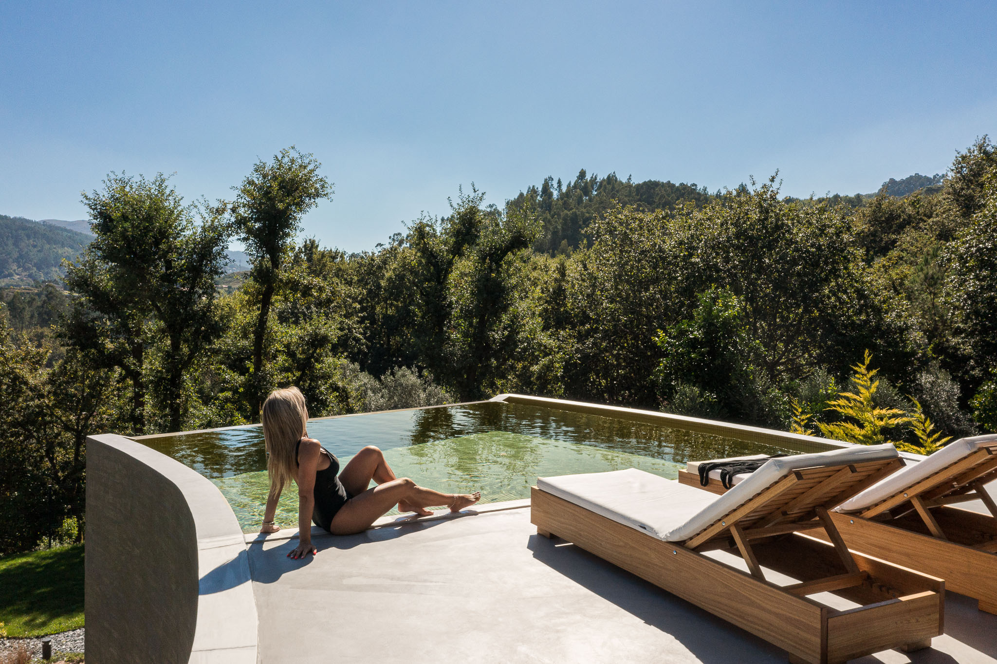 CASA DE BOURO by MUTANT ARQUITECTURA & DESIGN - Architizer