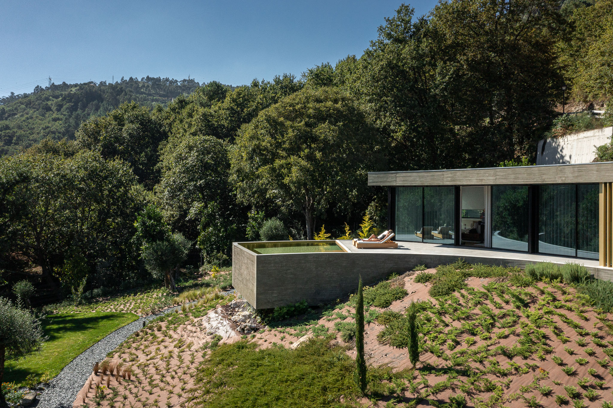 CASA DE BOURO by MUTANT ARQUITECTURA & DESIGN - Architizer