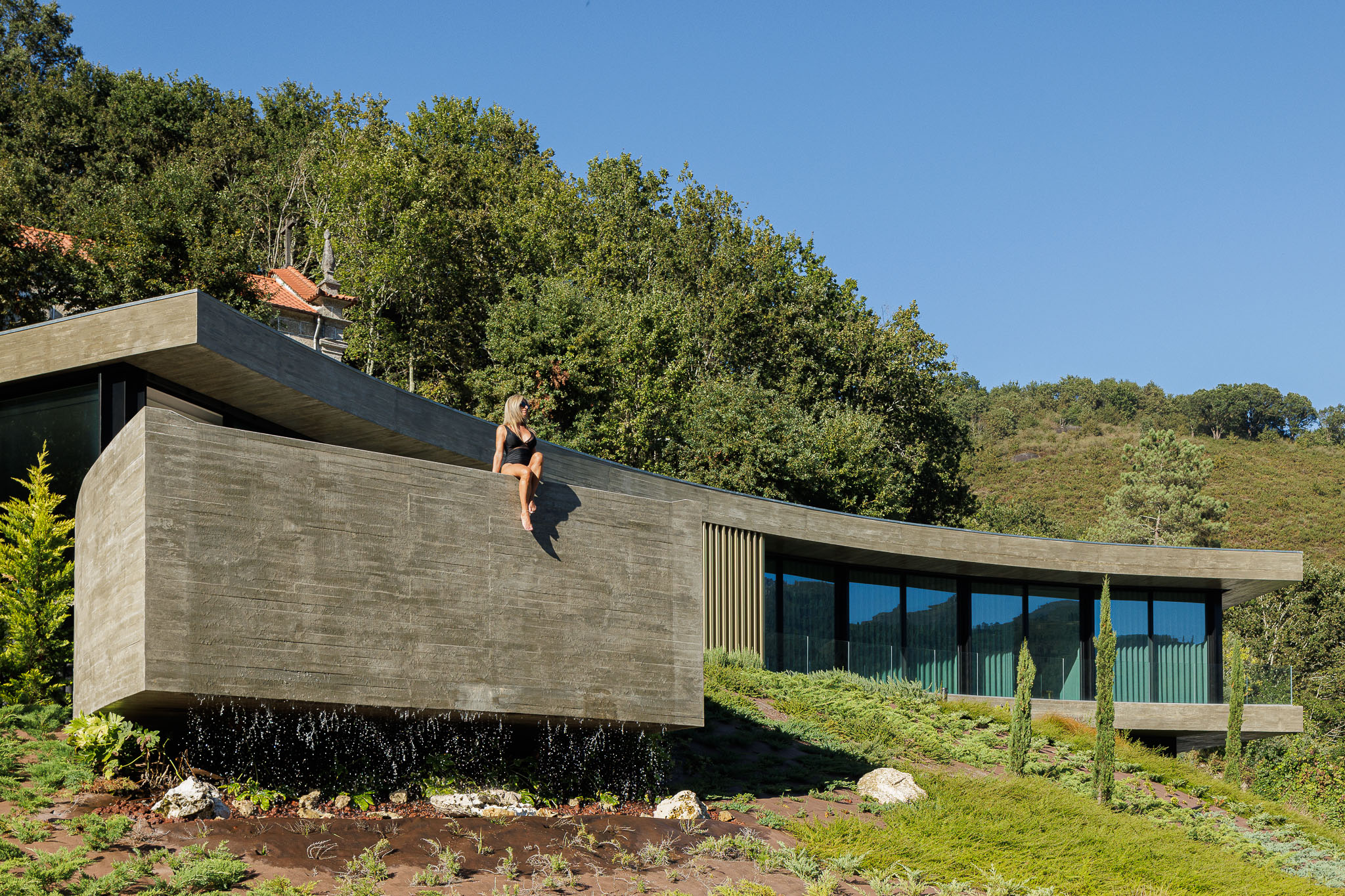 CASA DE BOURO by MUTANT ARQUITECTURA & DESIGN - Architizer