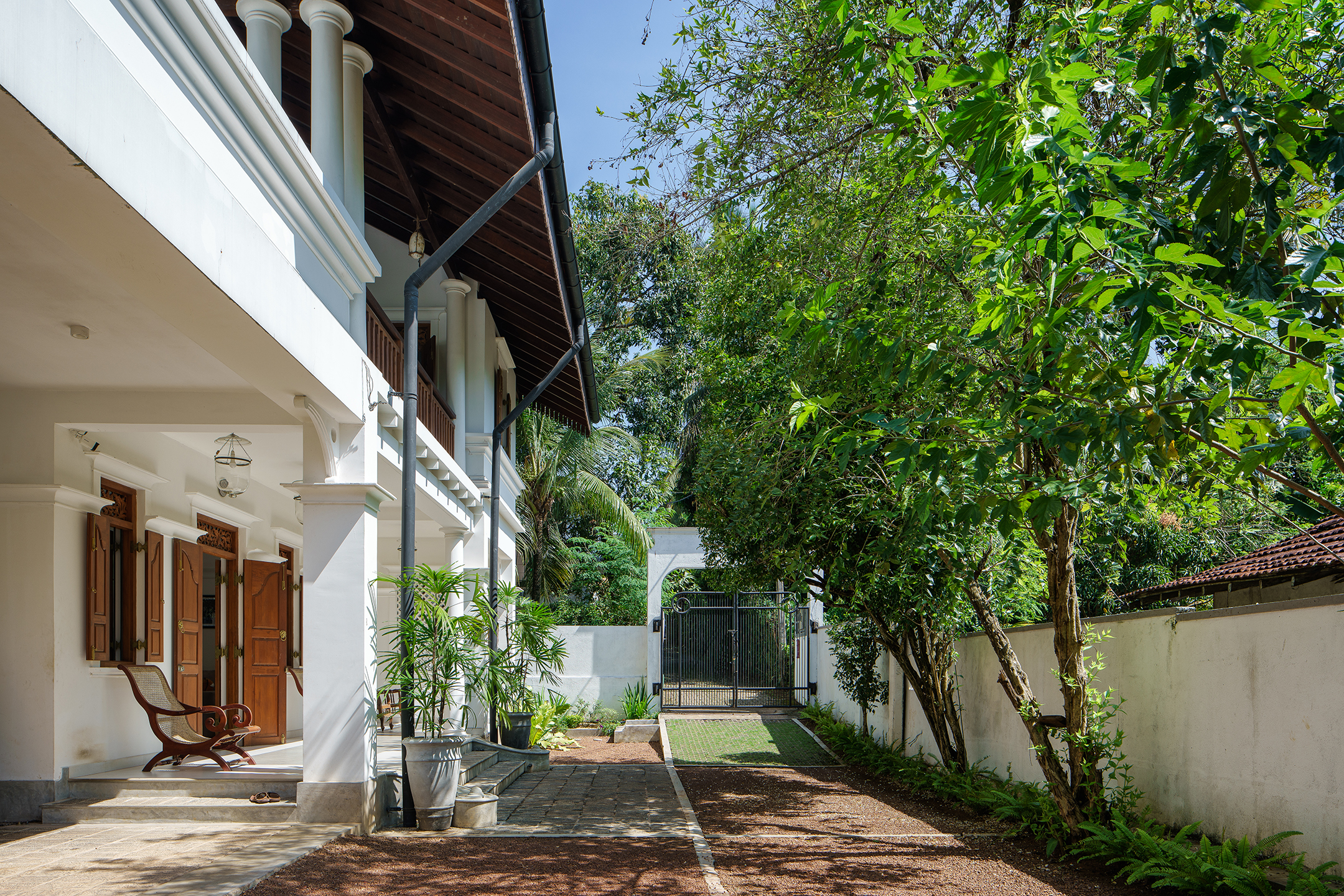 Traditional Elite Residence by earchitectstudio - Architizer