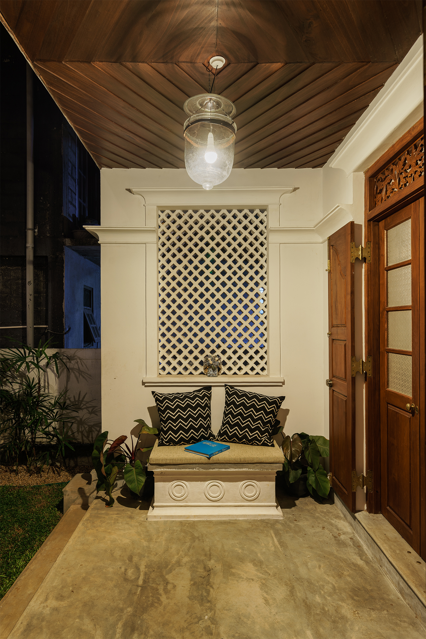 Traditional Elite Residence by earchitectstudio - Architizer