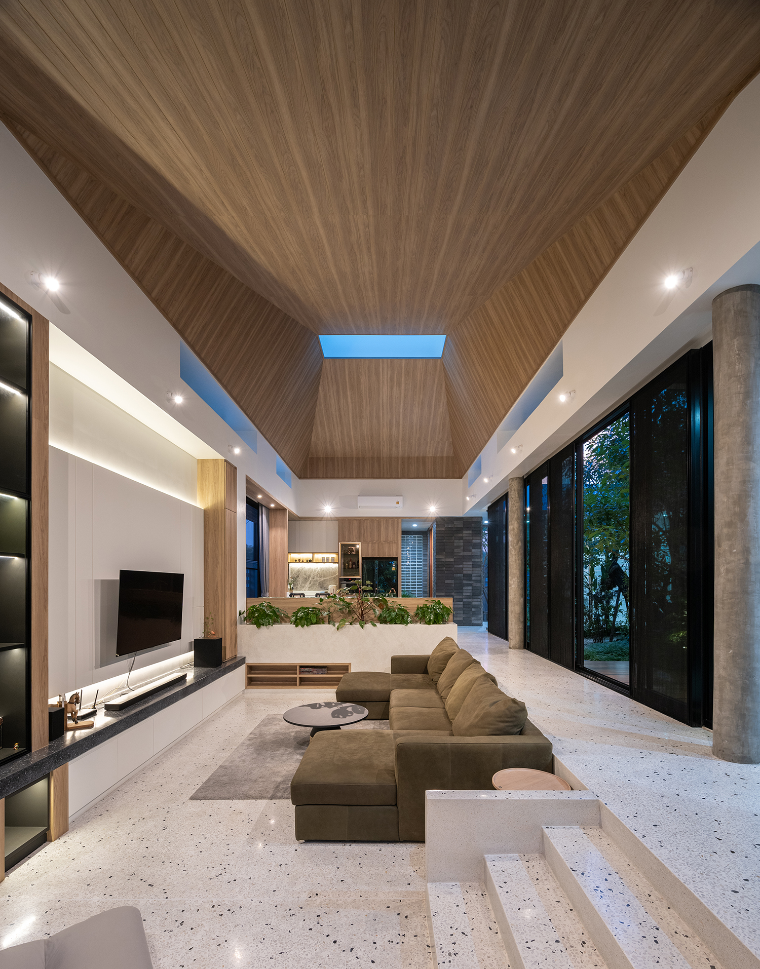 Idea 3862709: Tree's House by Studio Bewell in Bangkok, Thailand ...