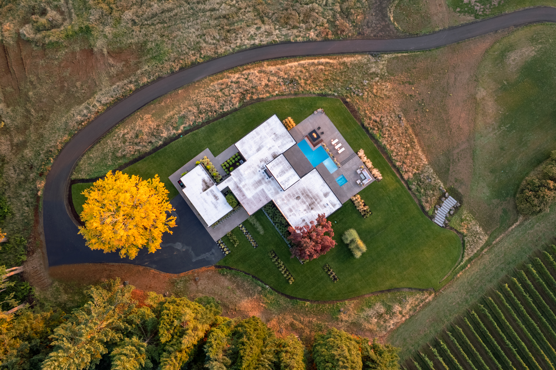 Burnt Tree Farm by Centerfield Studio - Architizer