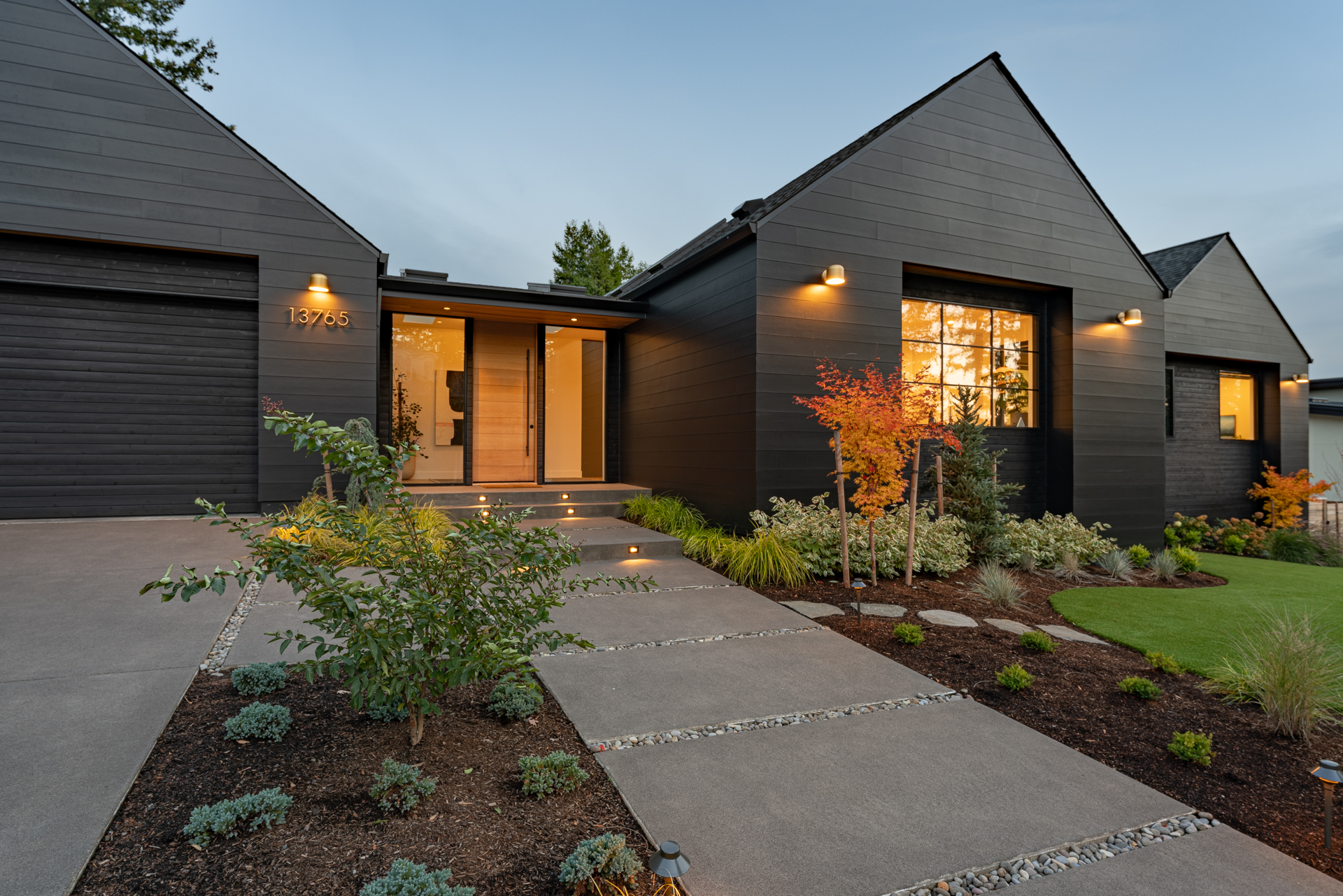 Idea 3864075: Cameo Court by Centerfield Studio in Lake Oswego, United ...