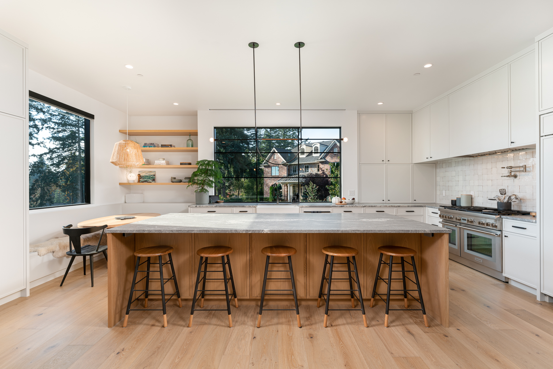 Idea 3864087: Cameo Court by Centerfield Studio in Lake Oswego, United ...