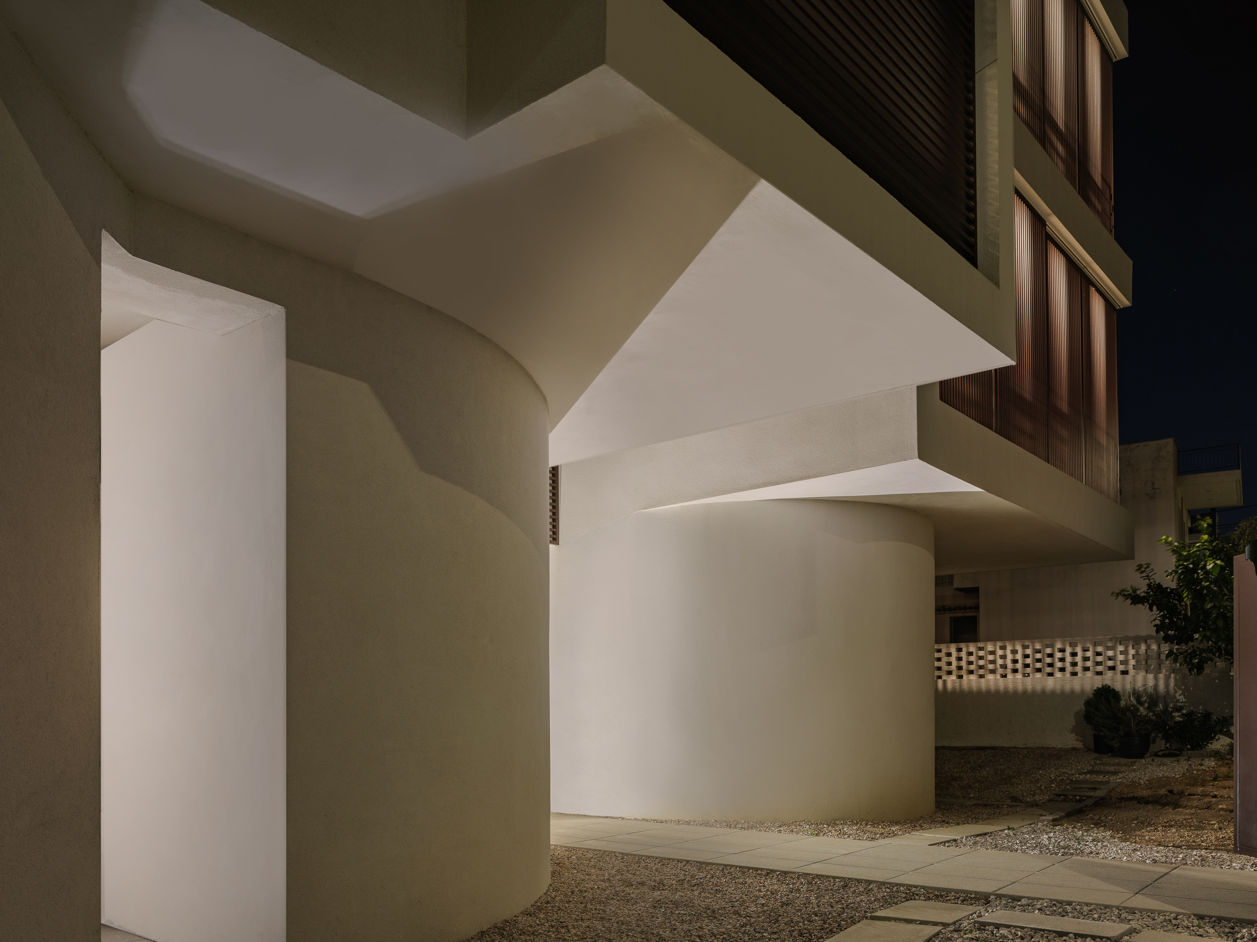 Idea 3864841: BICUBIC RESIDENCE by The Hive Architects in Kamatero ...