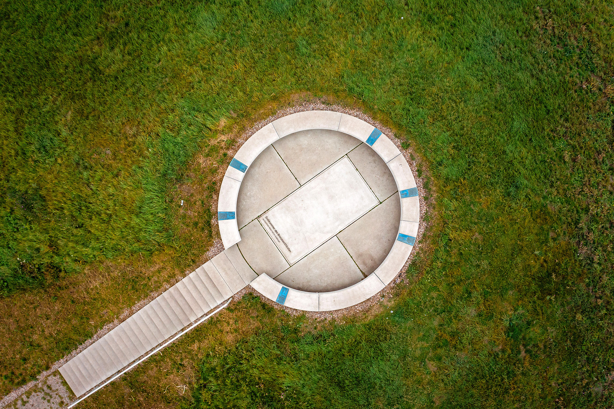 Leubinger Fürstenhügel service station by MONO Architekten - Architizer