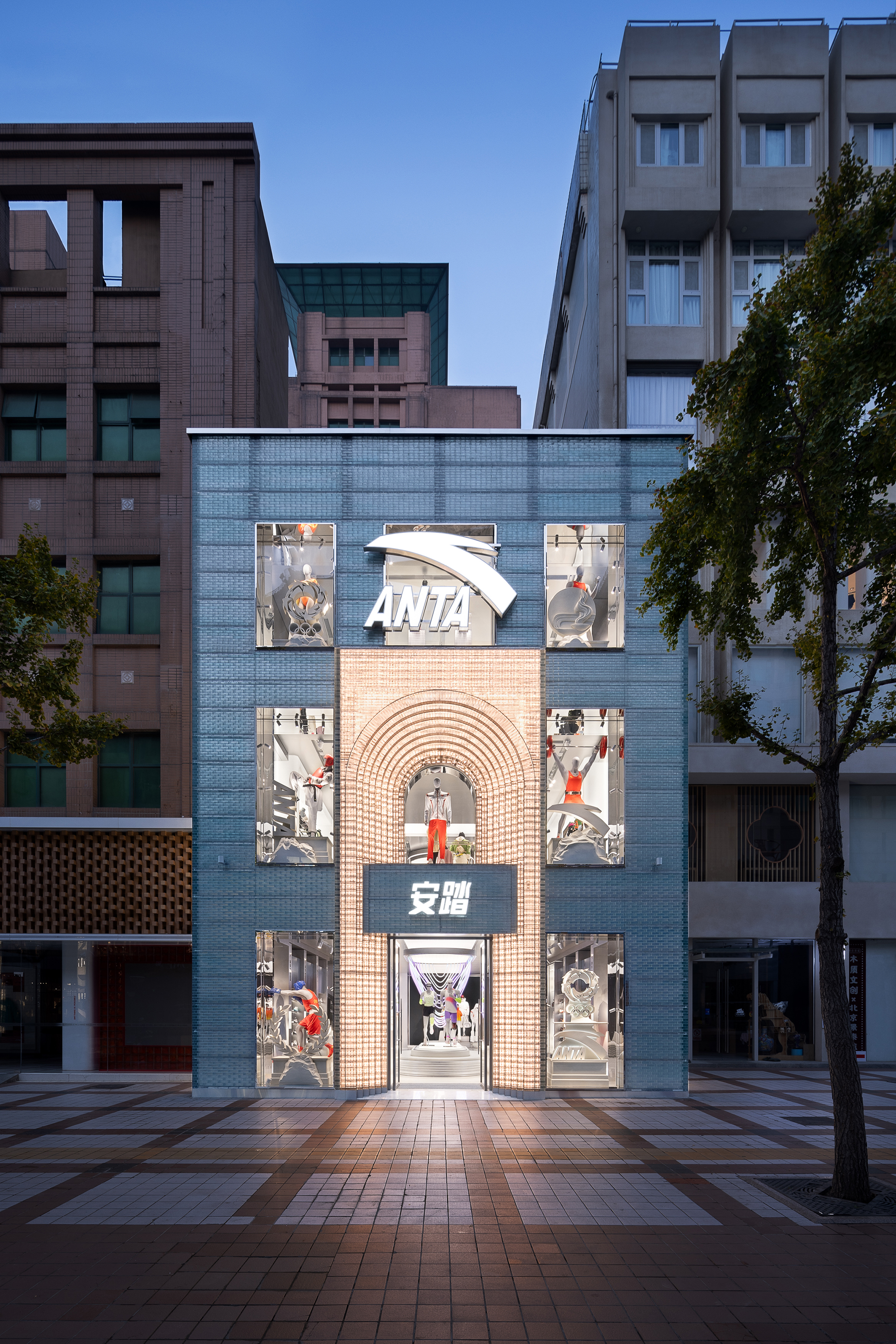 ANTA flagship Store, Wangfujing by STILL YOUNG - Architizer