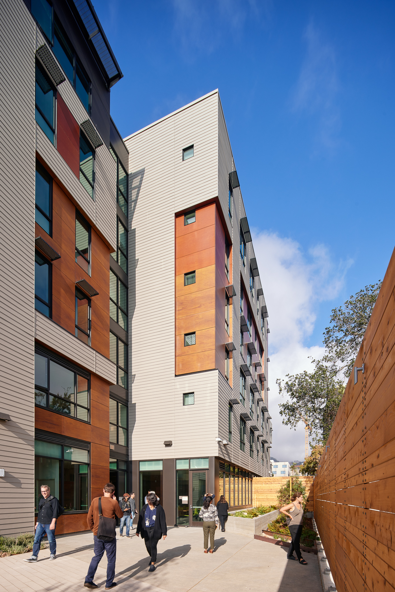 The Hope Center & Berkeley Way Apartments by LEDDY MAYTUM STACY ...