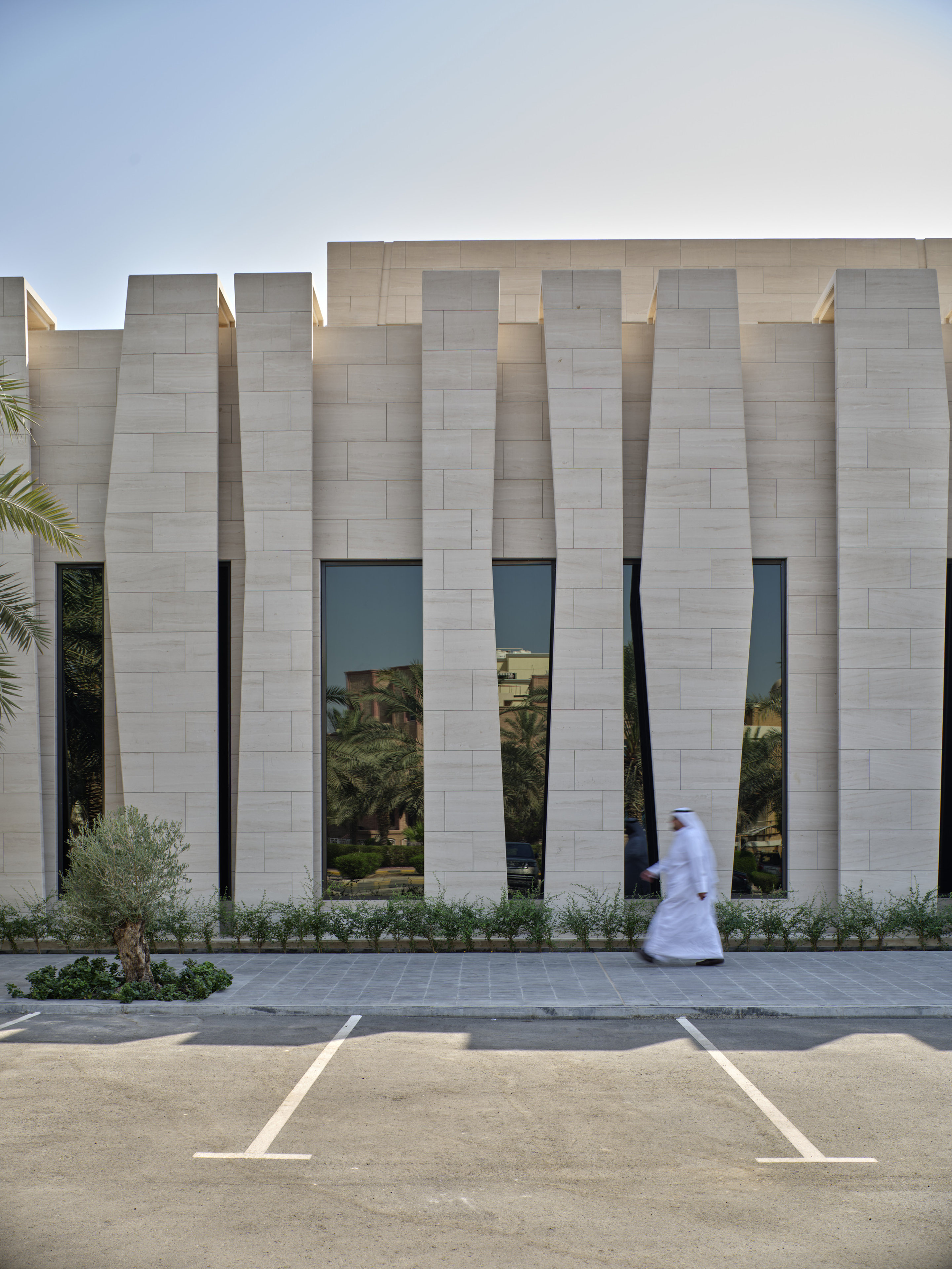 AlOsami Diwaniya by ILLUMINATE design + build - Architizer