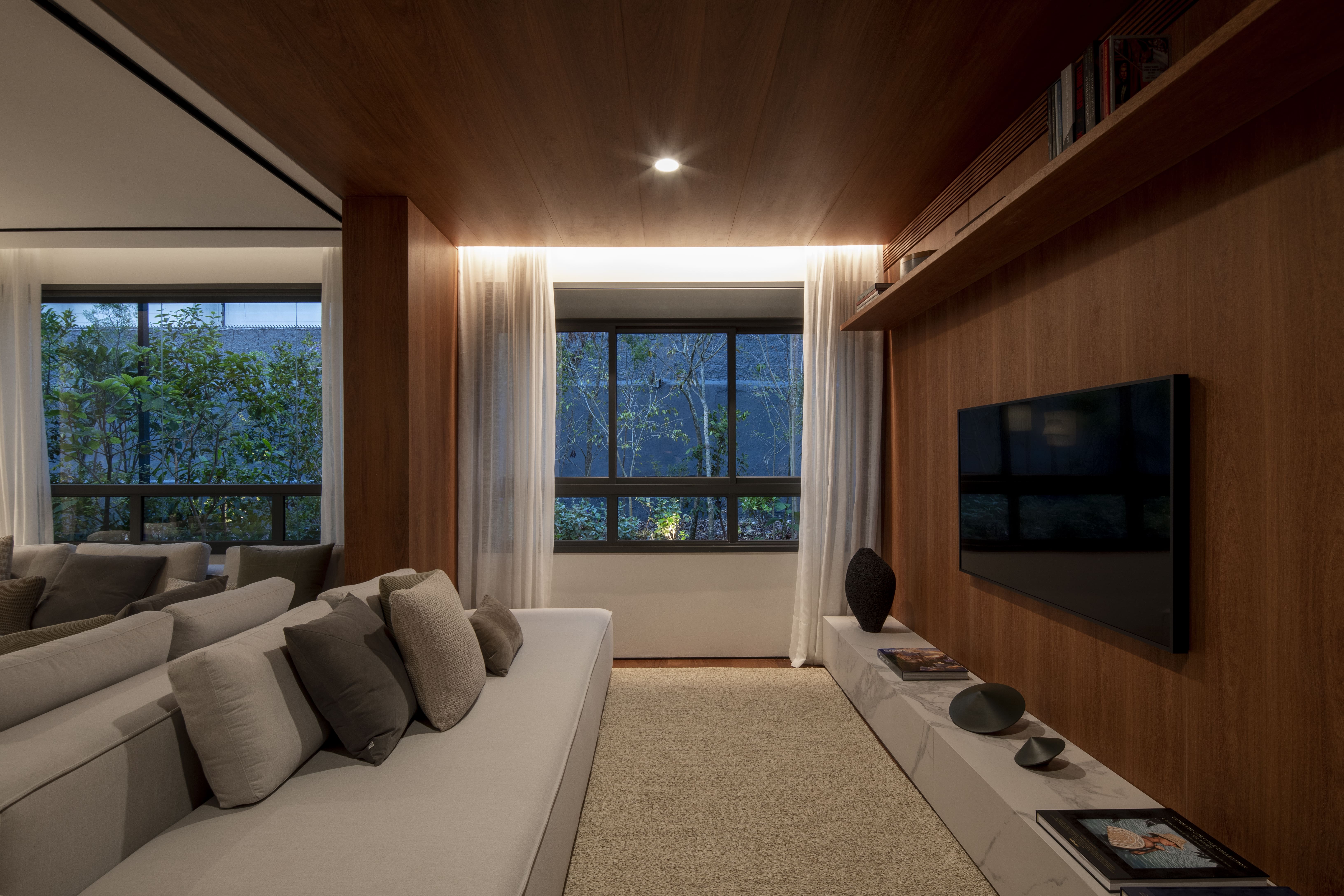 Melo Alves 645 Apartment by Matheus Farah e Manoel Maia Arquitetura ...