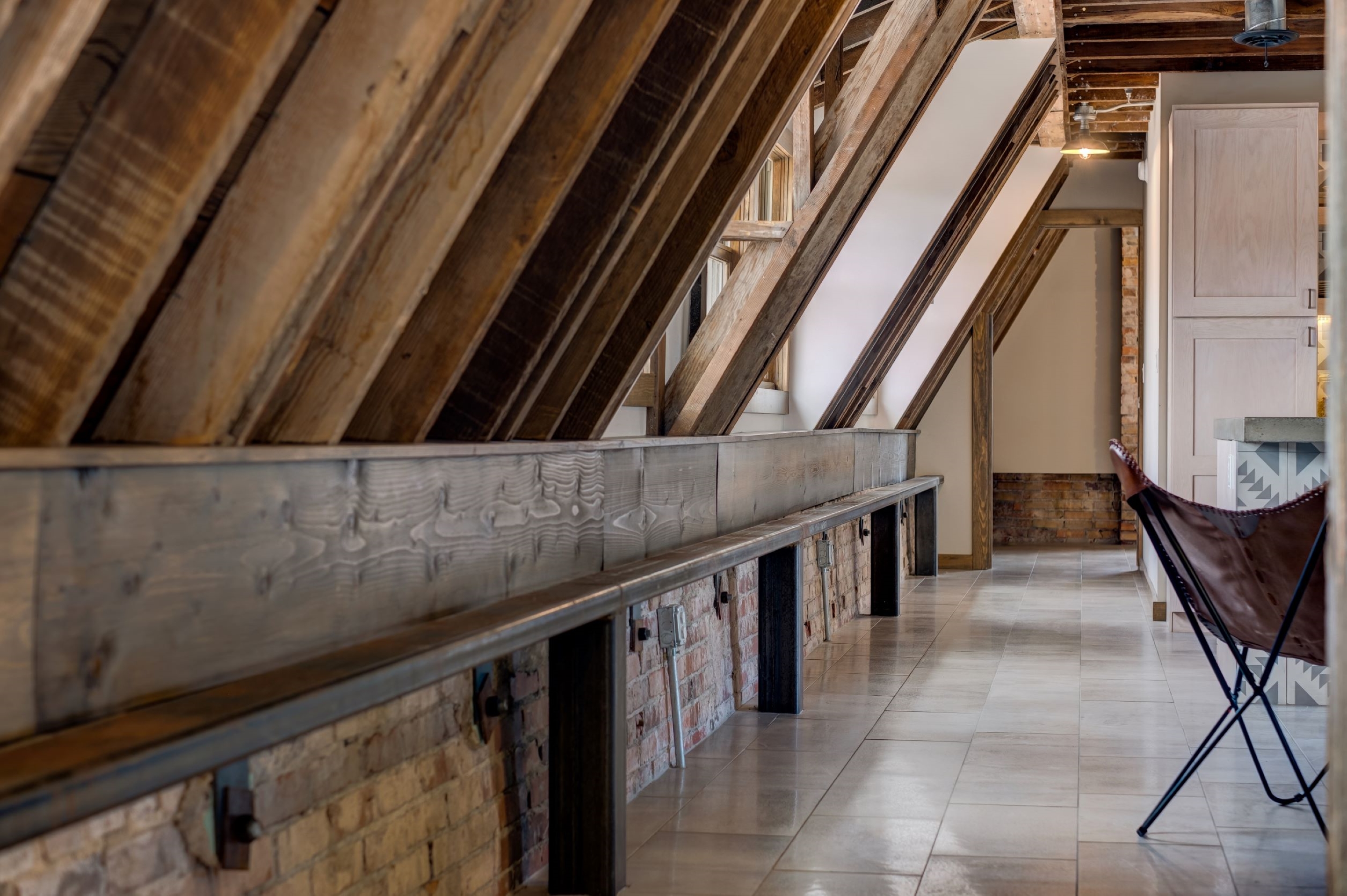 Barn Loft by Stateline No.7 Architects - Architizer