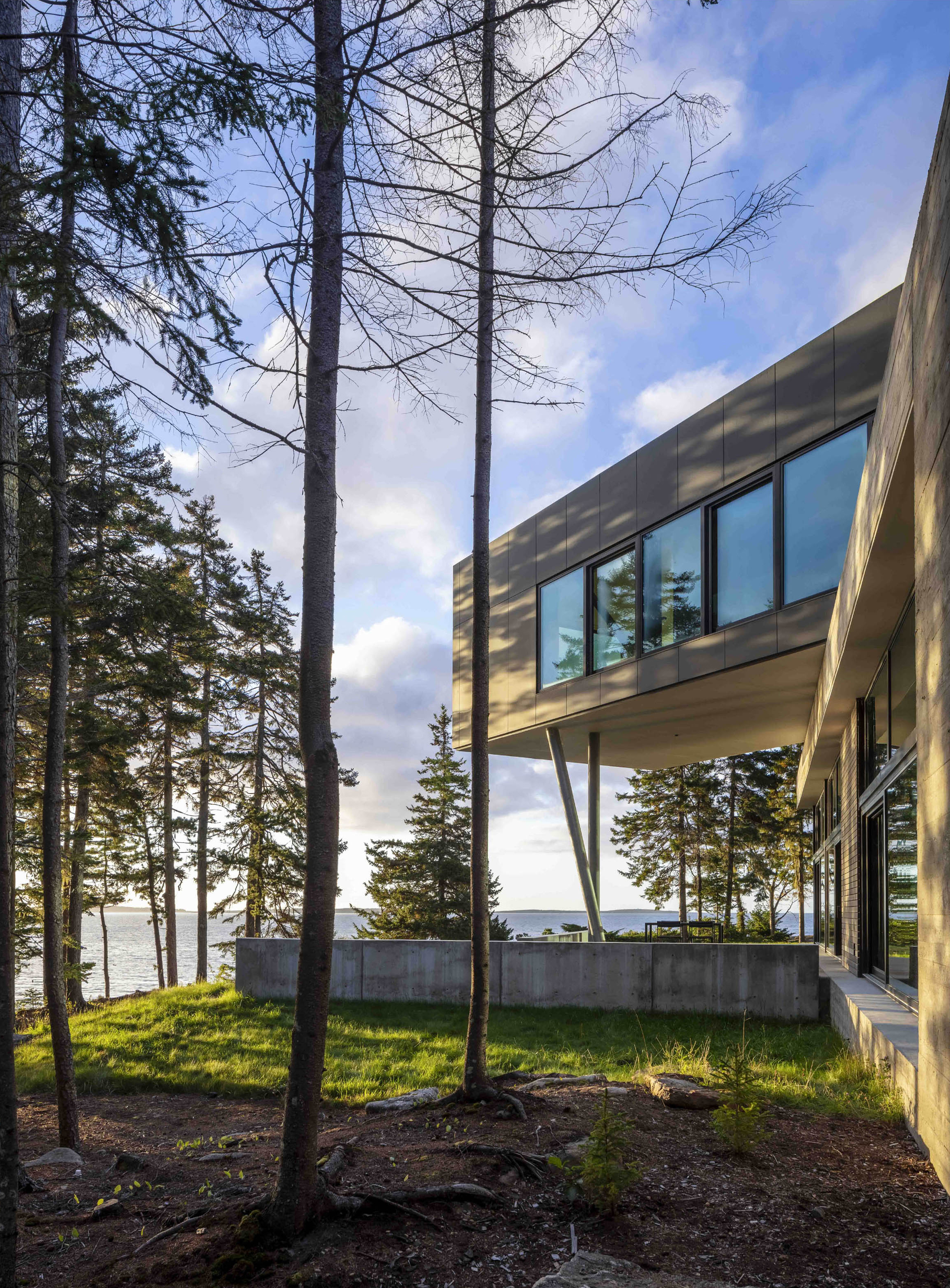 House on a Bay by Elliott Architects - Architizer