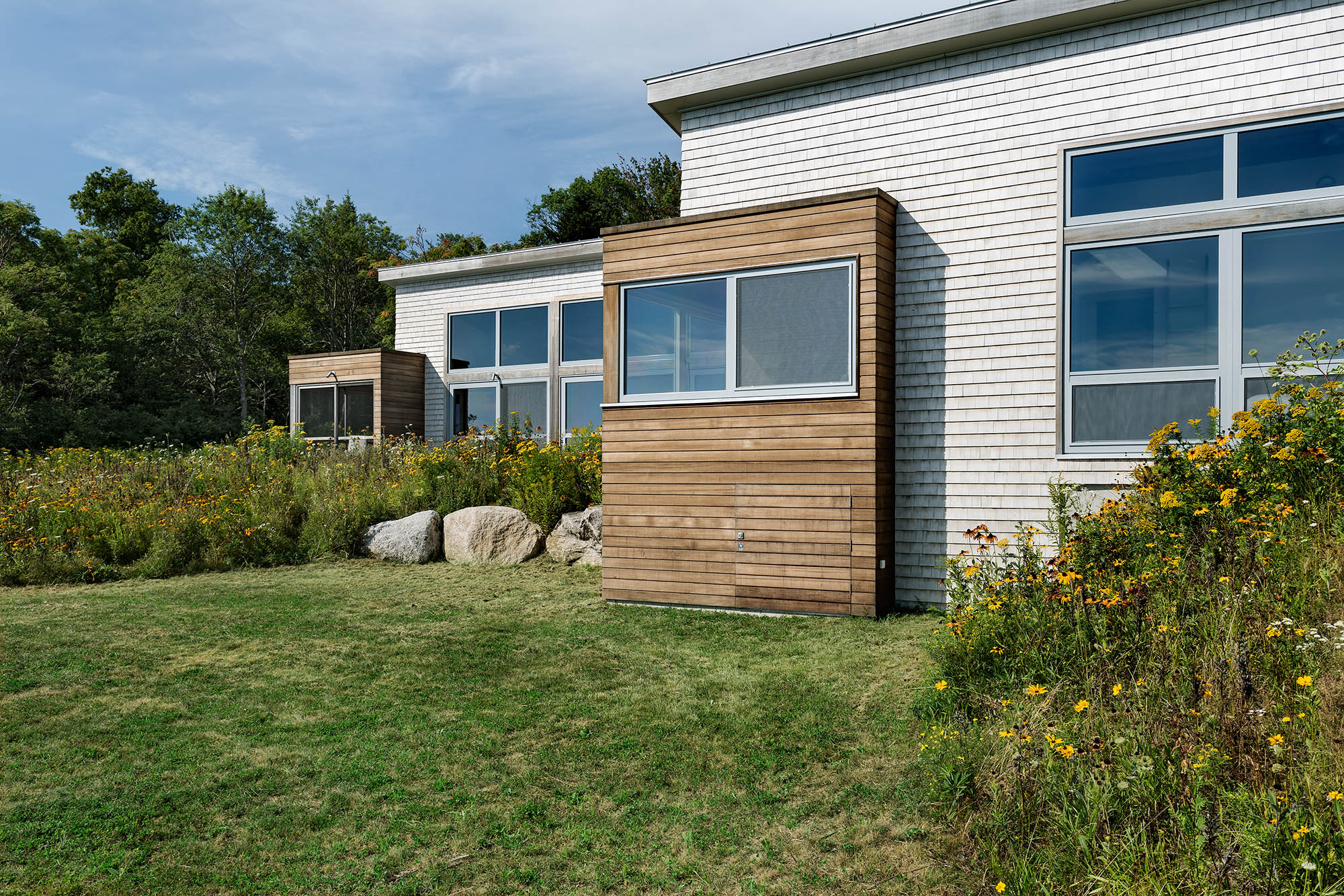 House on the Reach by Elliott Architects - Architizer