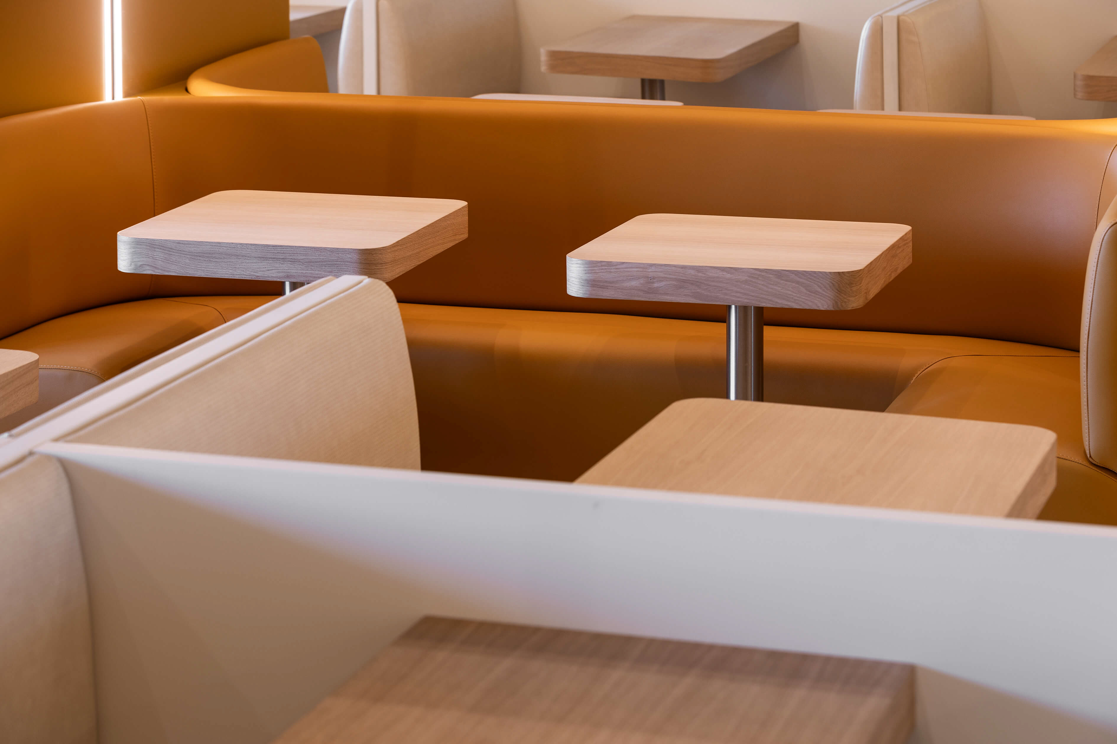 RM RESTAURANT&SNACK BAR by ESQVTA | interior design & architecture ...