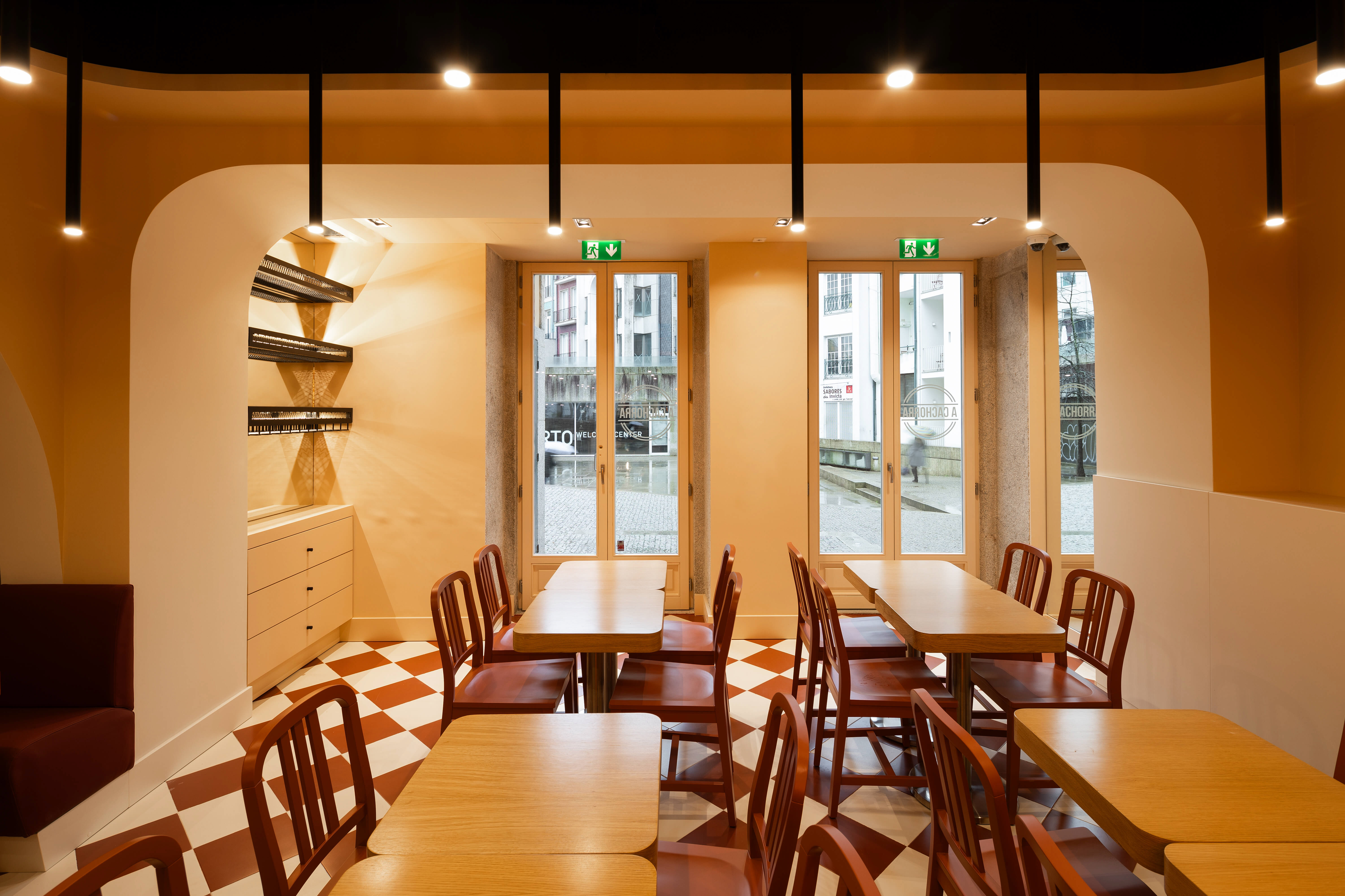 RM RESTAURANT&SNACK BAR by ESQVTA | interior design & architecture ...